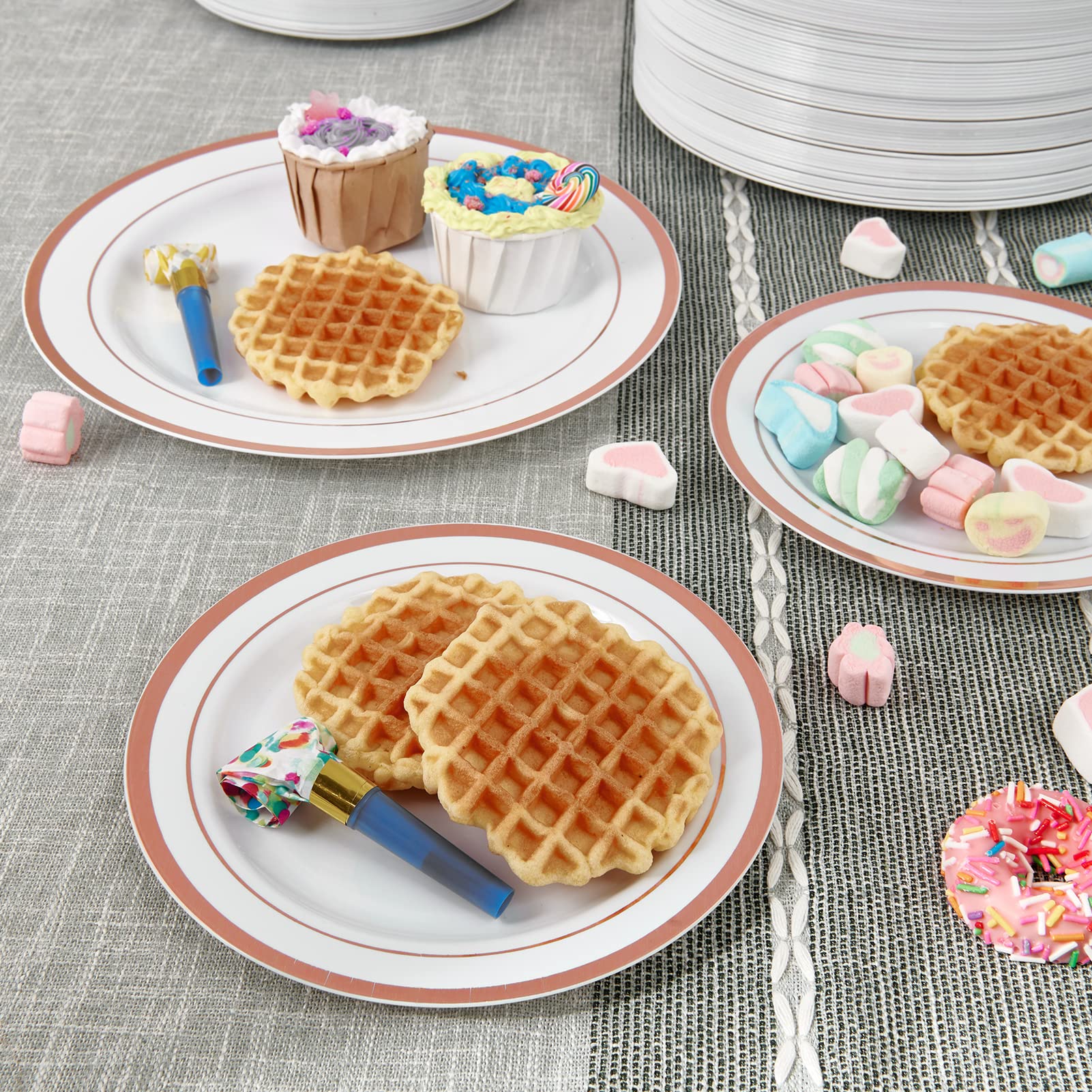 HONOVA 100Pack Plastic Plates-50 Dinner Plates and 50 Salad Plates, Heavy Duty Plastic Plates with Rose Gold Rim for Party, Wedding, Dinner
