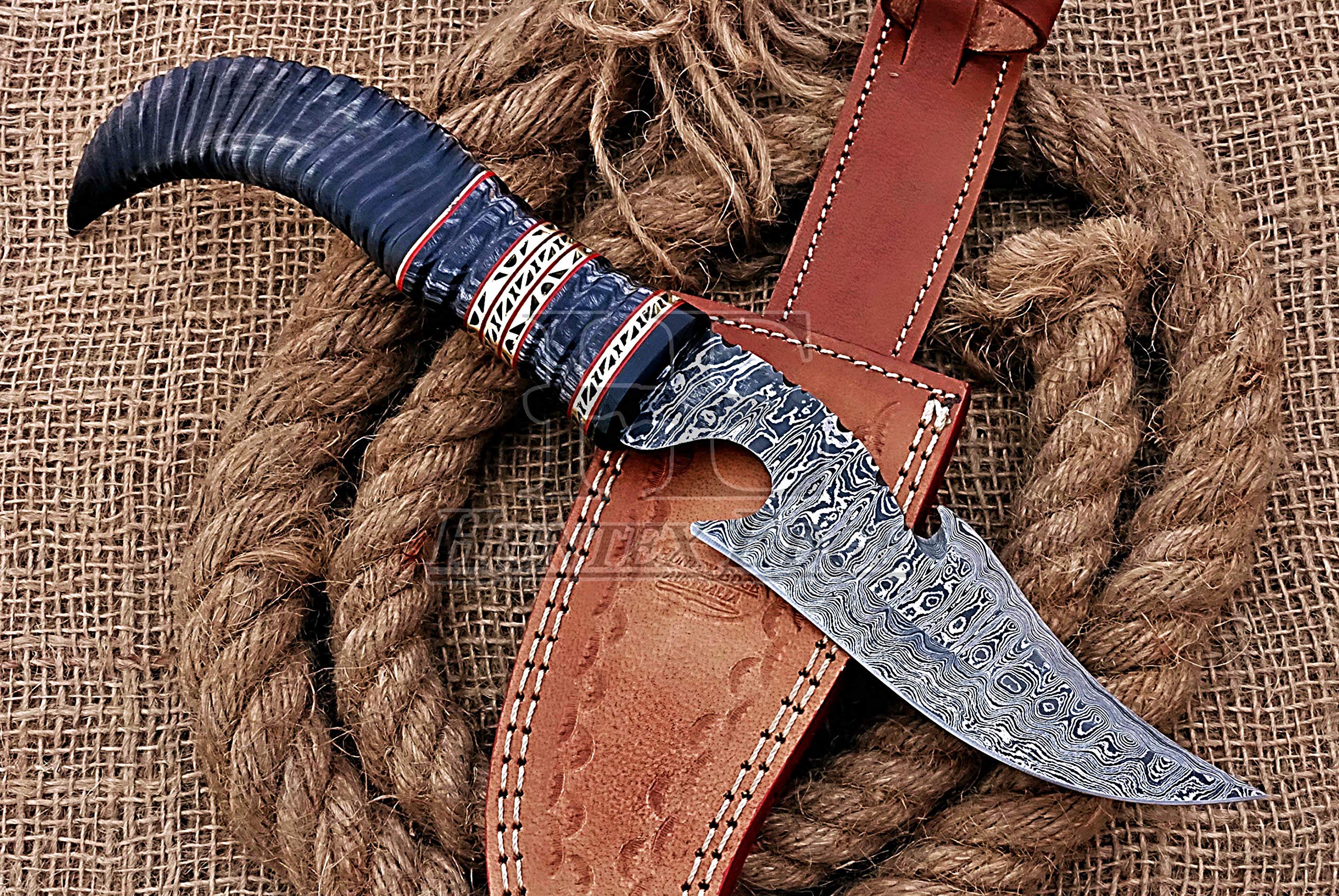 HUNTEX Unique Custom Handmade Hand Forged Ladder Pattern Damascus Steel 12.5 Inch Long Full Tang Buffalo Horn Handle Razor Sharp Hunting Camping Hunter's Gut Hook Knife with Genuine Leather Sheath