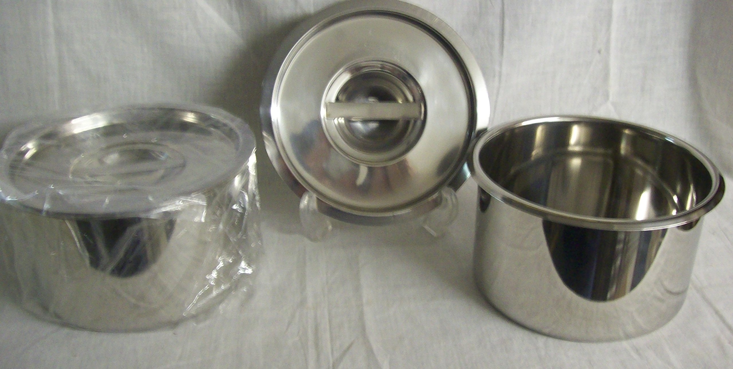 Winco 2 Quart Stainless Steel Pot with Lid