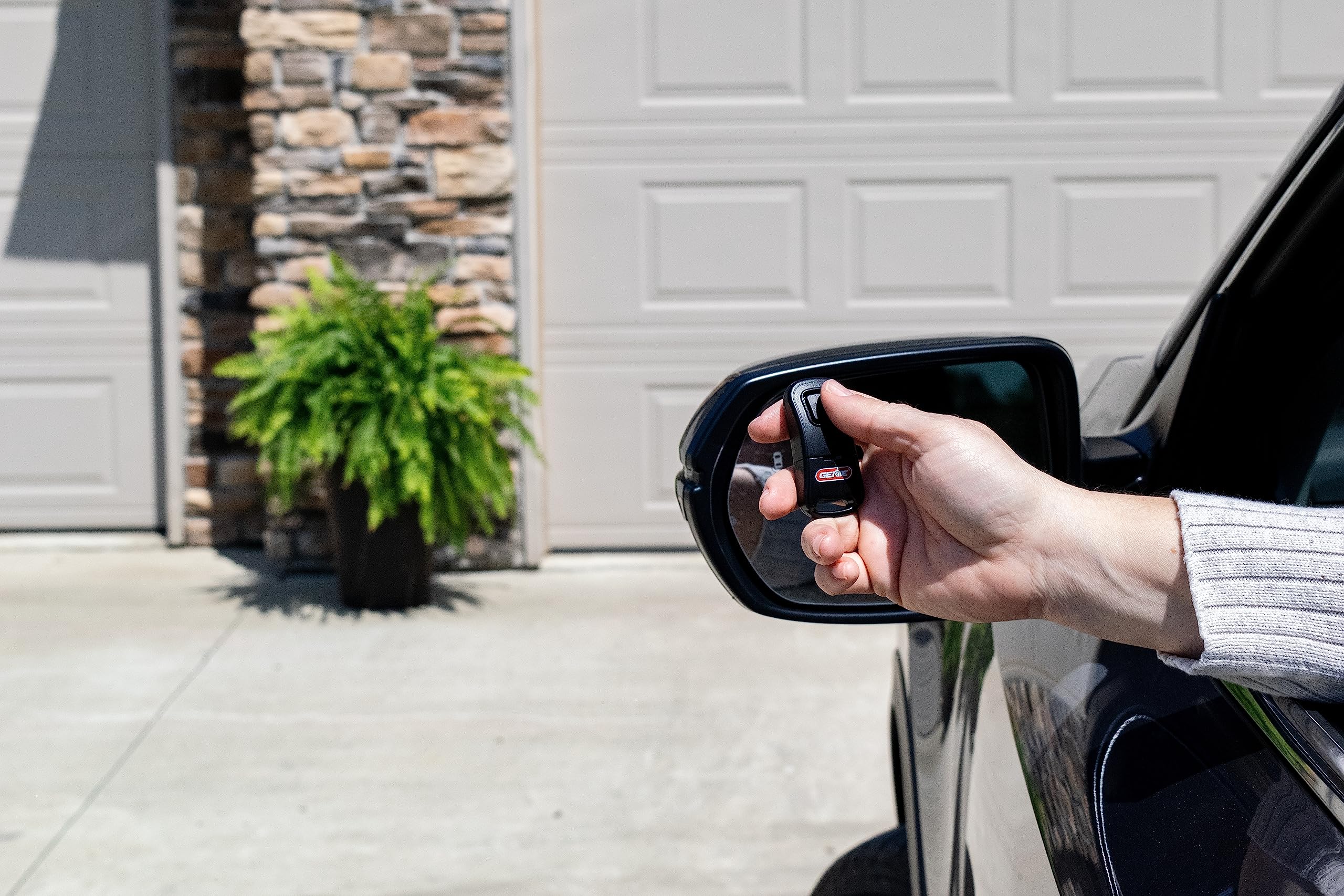 Genie Single Button Garage Door Opener Remote - Safe & Secure Access - Compatibility with Genie Only Intellicode Garage Door Openers - Model G1T-BX