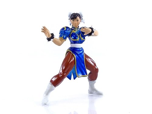 Street Fighter 1:24 1993 Mazda RX-7 Die-Cast Car & 2.75" Chun-Li Figure, Toys for Kids and Adults