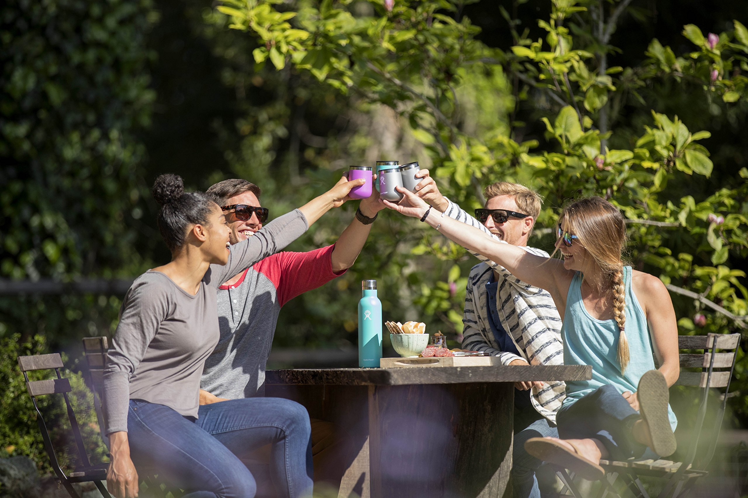 Hydro Flask 25 oz Skyline Wine Bottle - Stainless Steel & Vacuum Insulated - Leak Proof Cap - White