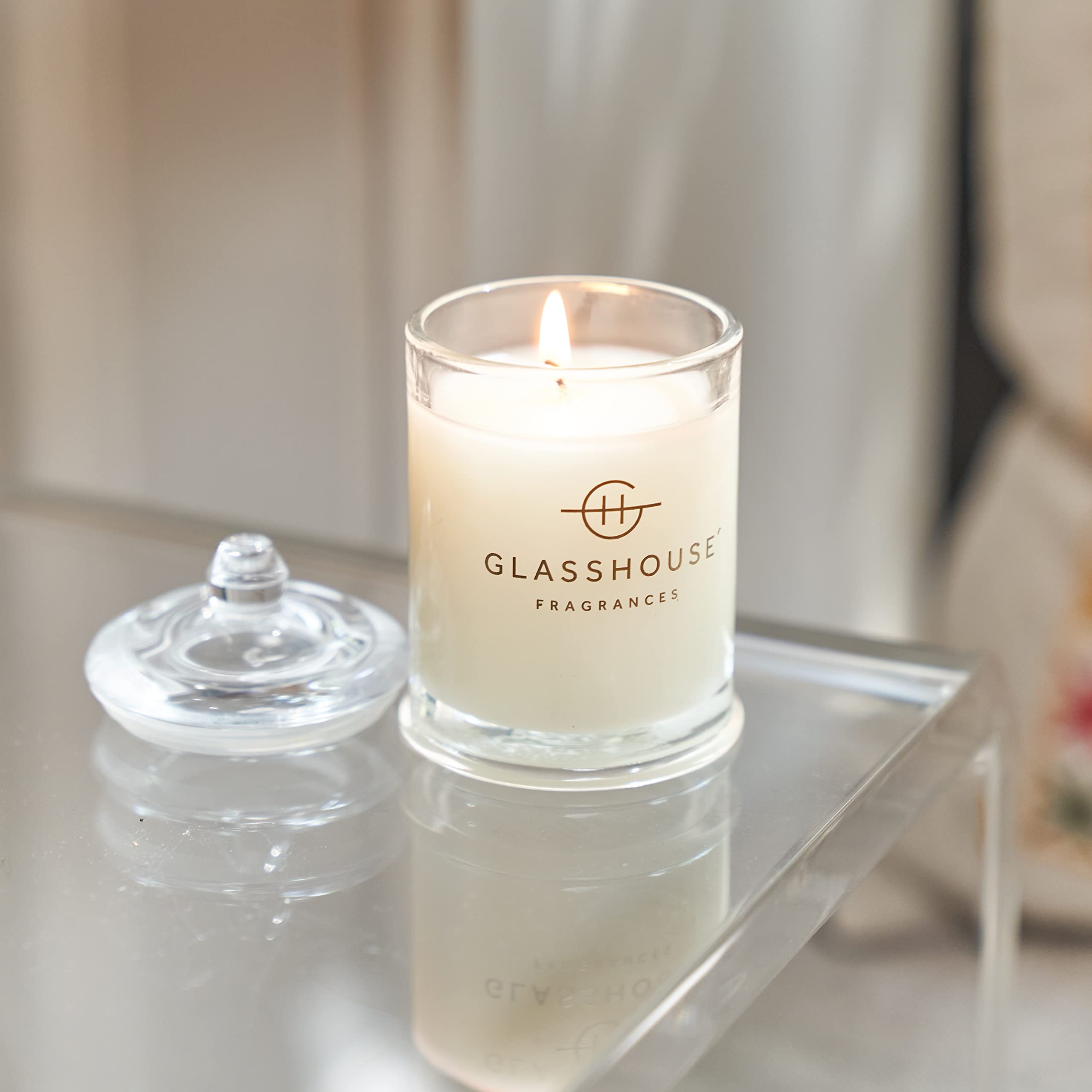 Glasshouse Fragrances A Tango in Barcelona Candle, Triple Scented Natural Soy Wax Blend & Glass Jar, 20 Hour Burn Time, Tuberose & Plum, 2.1 Oz (60g)