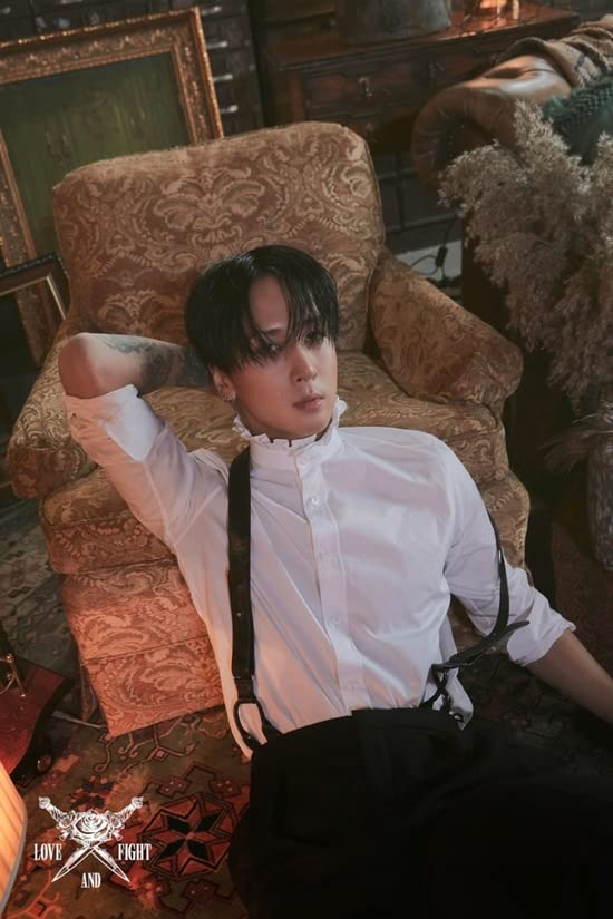 VIXX RAVI Love & Fight 2nd Album CD+1p Poster+80p PhotoBook+1p Sticker+1p PhotoCard+1p Postcard+1ea Mini King Chess+Tracking Kpop Sealed
