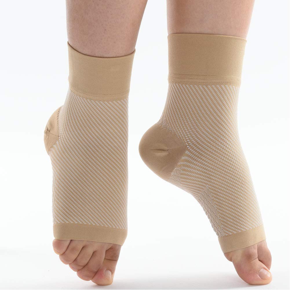 Heitune Sport Ankle Brace Protector Compression Support Sleeve Short Socks for Injury Recovery Joint Pain(Ankle Brace M)