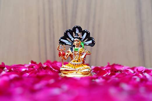 Shiva 5 Mukhi Car Dashboard Shiv Parivar Shiva Lingam Shaligram Shivling with Stand Shivling Idol Shiva Idol Size - 8 cm (Gold)