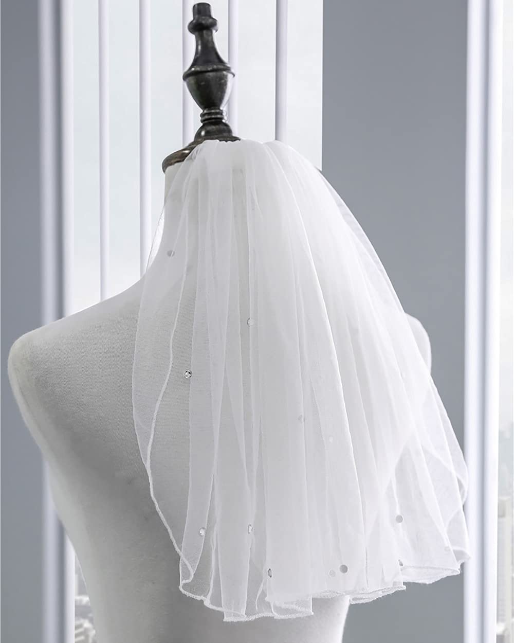 Haraty Crystal Bridal Veils Short 1 Tier Veil Soft Mesh With Comb Wedding Party Bride Veil Hair Accessories for Women Girls (Ivory)