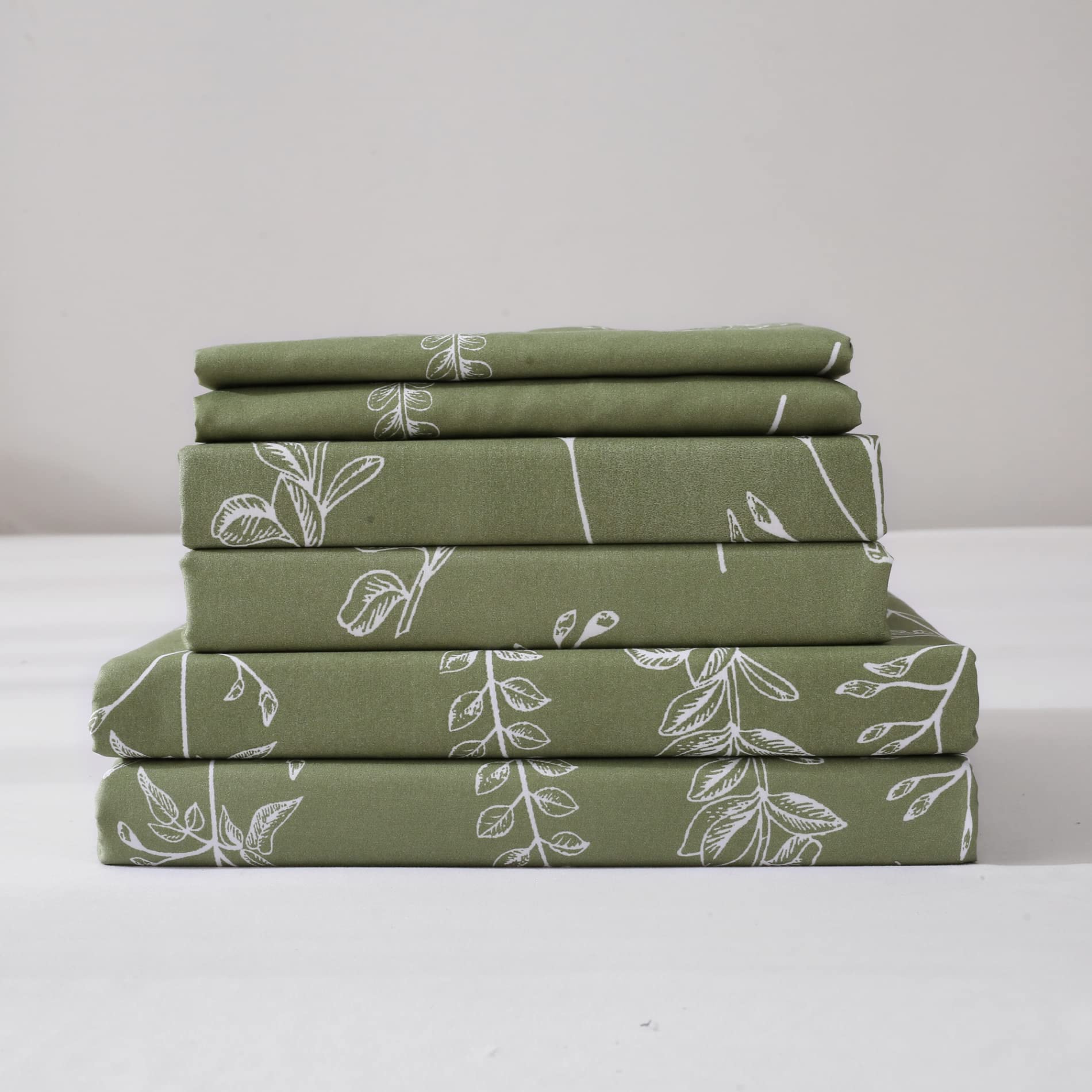 FULTEMPS Floral Sheets Set, Premium 100% Microfiber Flowery Beding Set Elegant Gingko Leaf Printed Farmhouse Bedding White Plants Deep Pocket Fitted Bed Sheets (King, Sage Green)