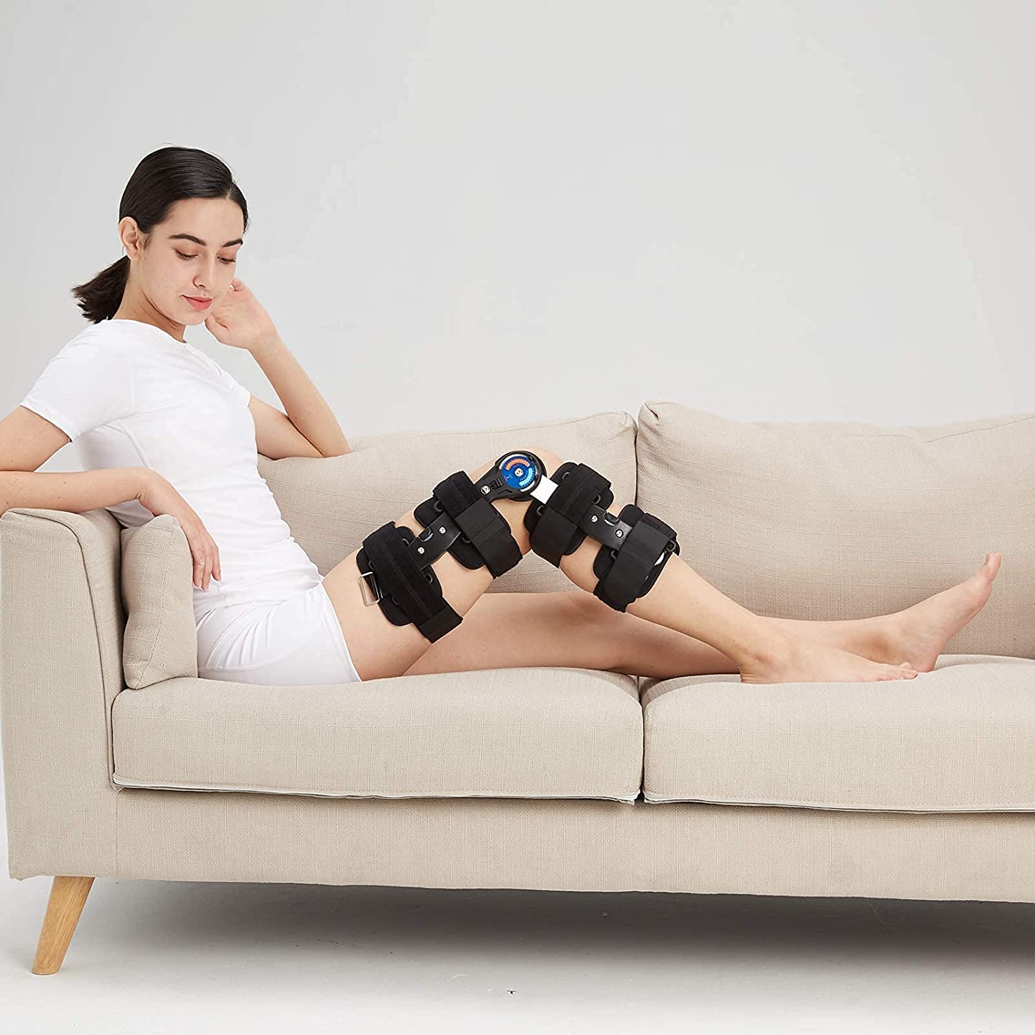 Knee Brace Hinged ROM Knee Brace Adjustable Leg Stabilizer Post Op Recovery Immobilization Splint - Orthopedic Guard Protector Patella Injury Immobilizer Brace Knee Brace