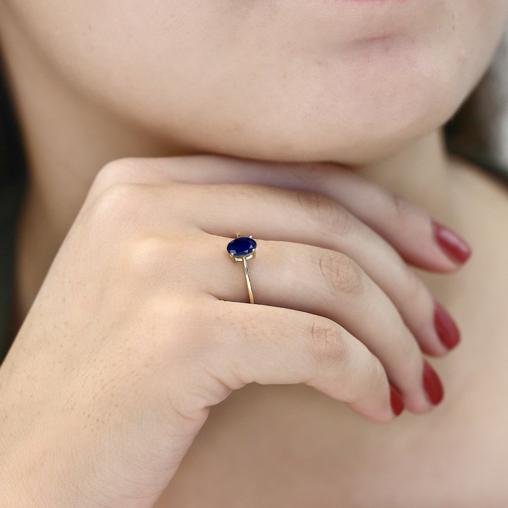 Gem Stone King 10K Yellow Gold Blue Sapphire Solitaire Engagement Ring | 1.02 Cttw | Oval 7X5MM | Gemstone Birthstone | Wedding Engagement Anniversary Promise Ring For Women (Size 9)