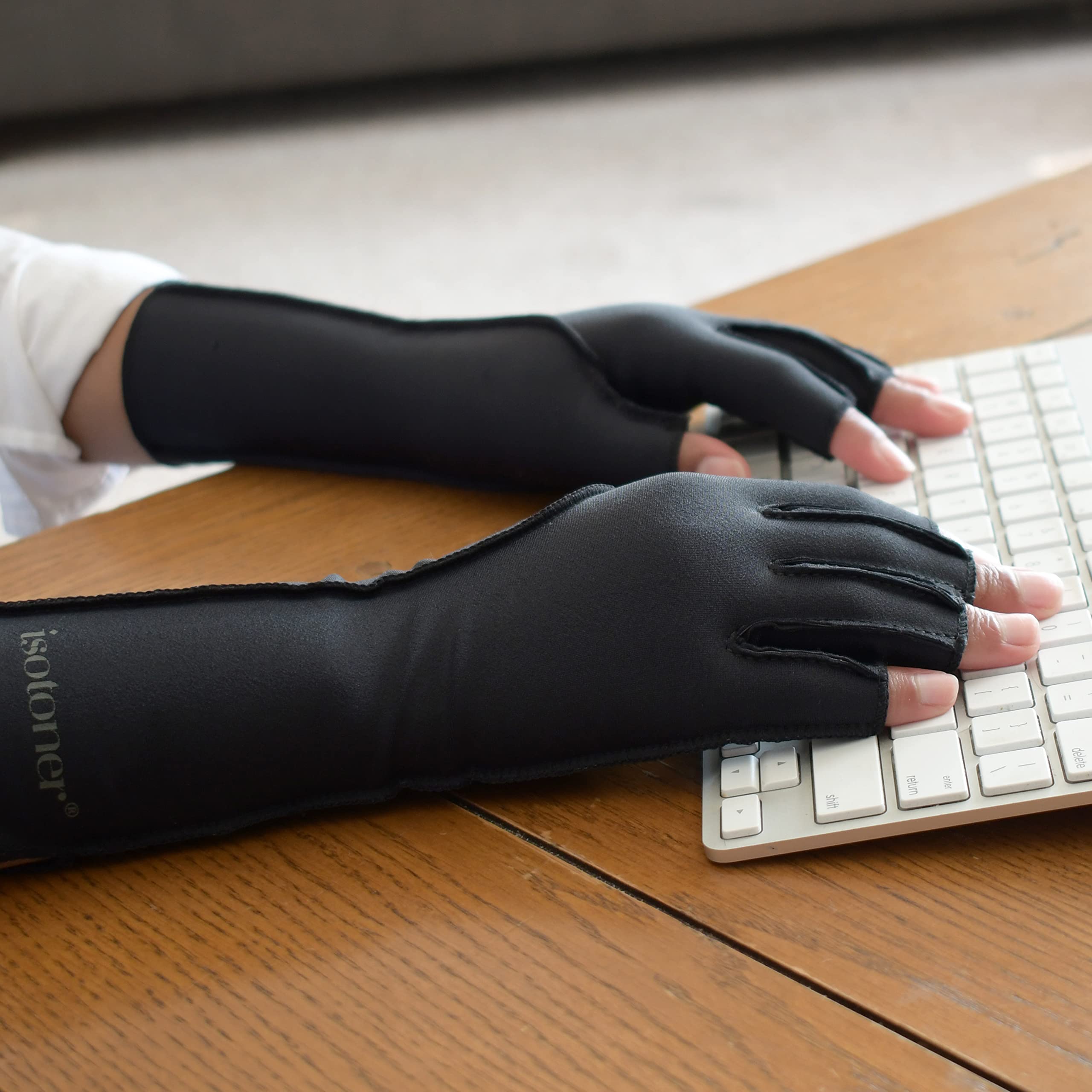 isotoner unisex adult One Pair of Open Finger arthritis gloves, Black, Large US