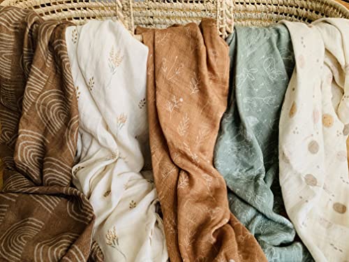 Leyl&Ari Muslin Swaddle Blanket | Receiving Blankets for Baby Boy Girl | Floral Swaddle Blanket (Wild Herbs)