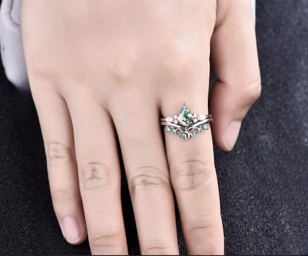 Kite shaped moss agate ring for women vintage unique green moss agate engagement ring set 14k rose gold emerald ring moissanite wedding set (rose gold, 5)
