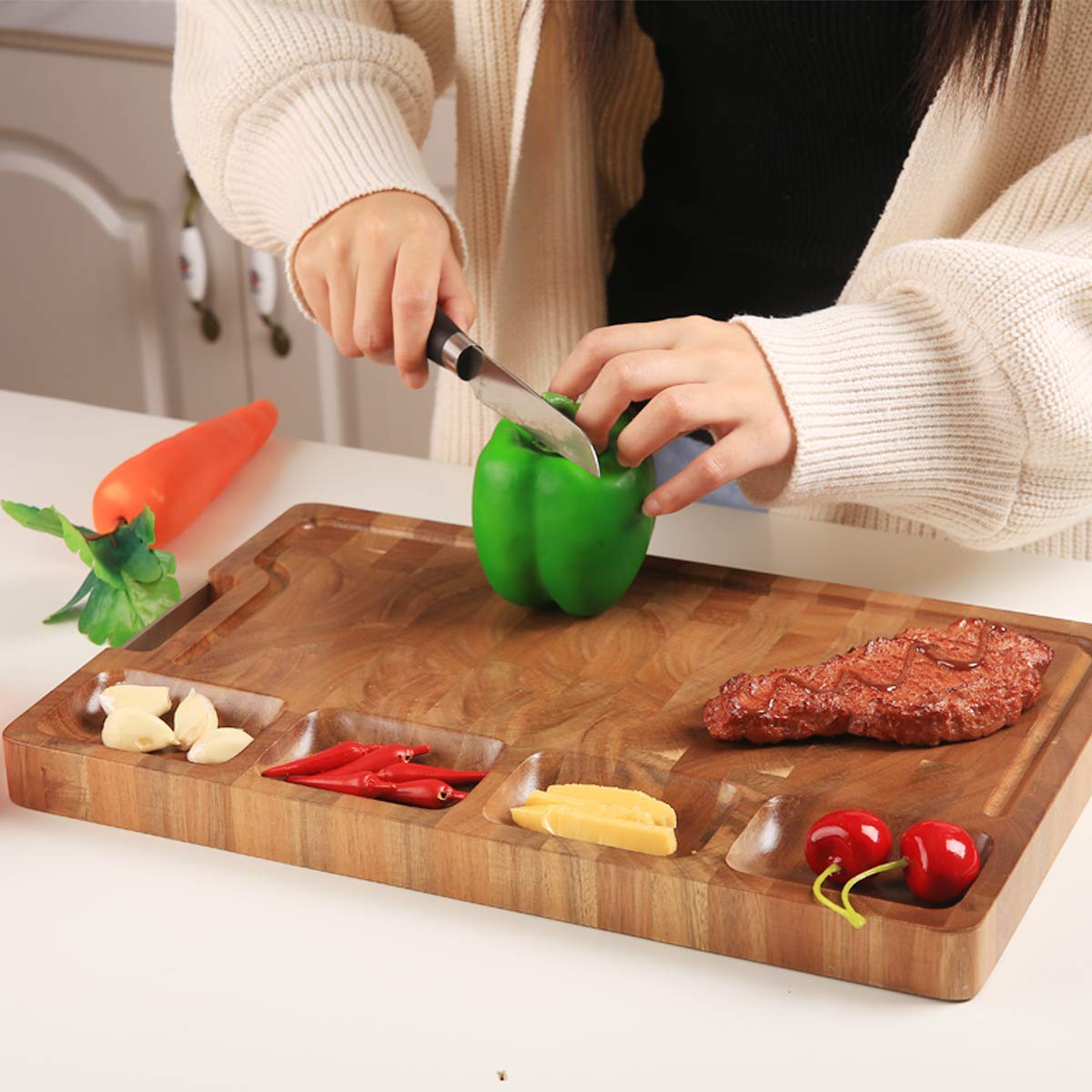 HHXRISE Acacia Wood Cutting Board for Kitchen, with 4 Built-in Compartments and Juice Grooves, Chopping Board with Handle, Butcher Block, Carving Board