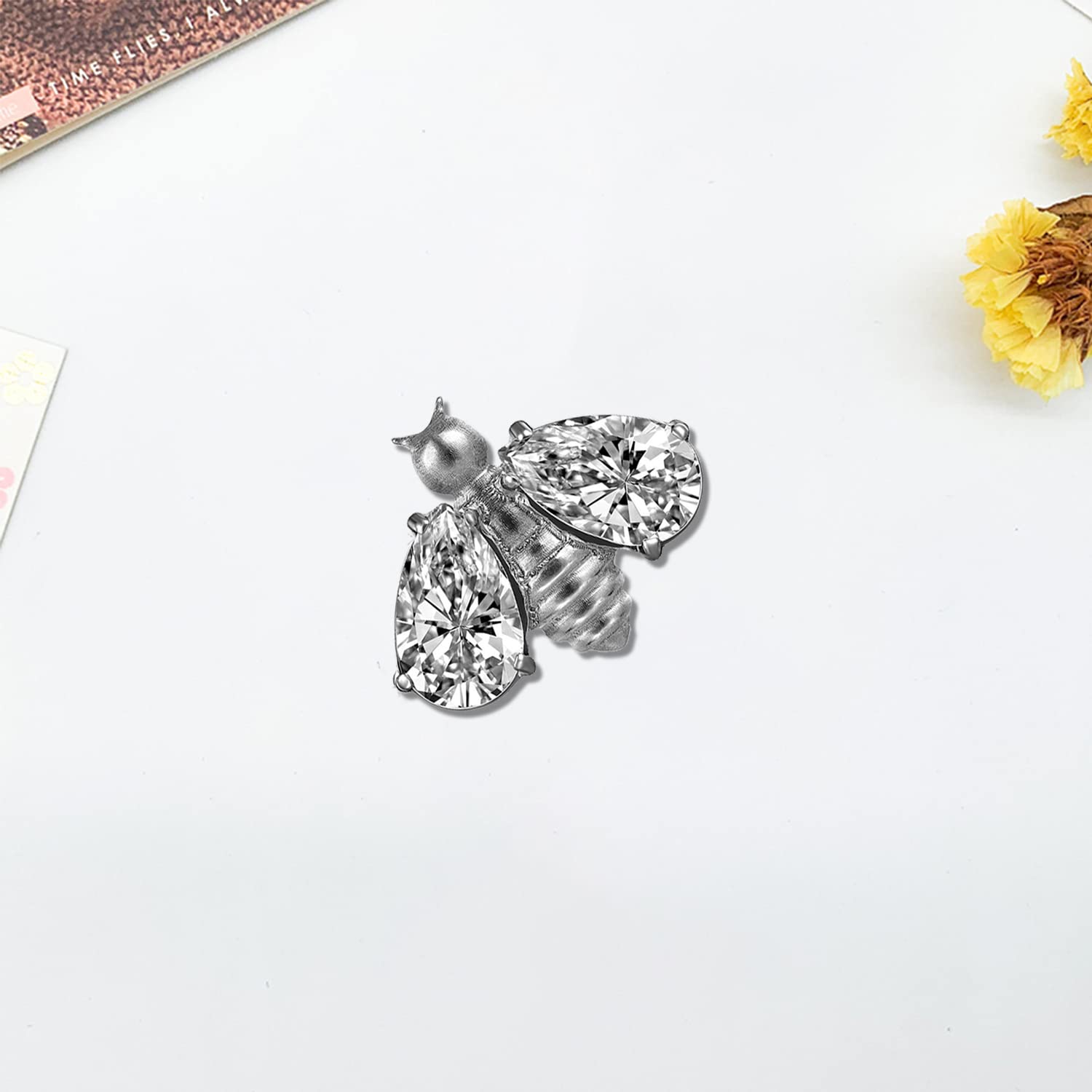Ju7cer 16G Cartilage Earring Stud F136 Titanium Clear Bee Earrings for Conch Tragus Helix, Internally Threaded Flatback Earrings for Women Labret Piercing Jewelry