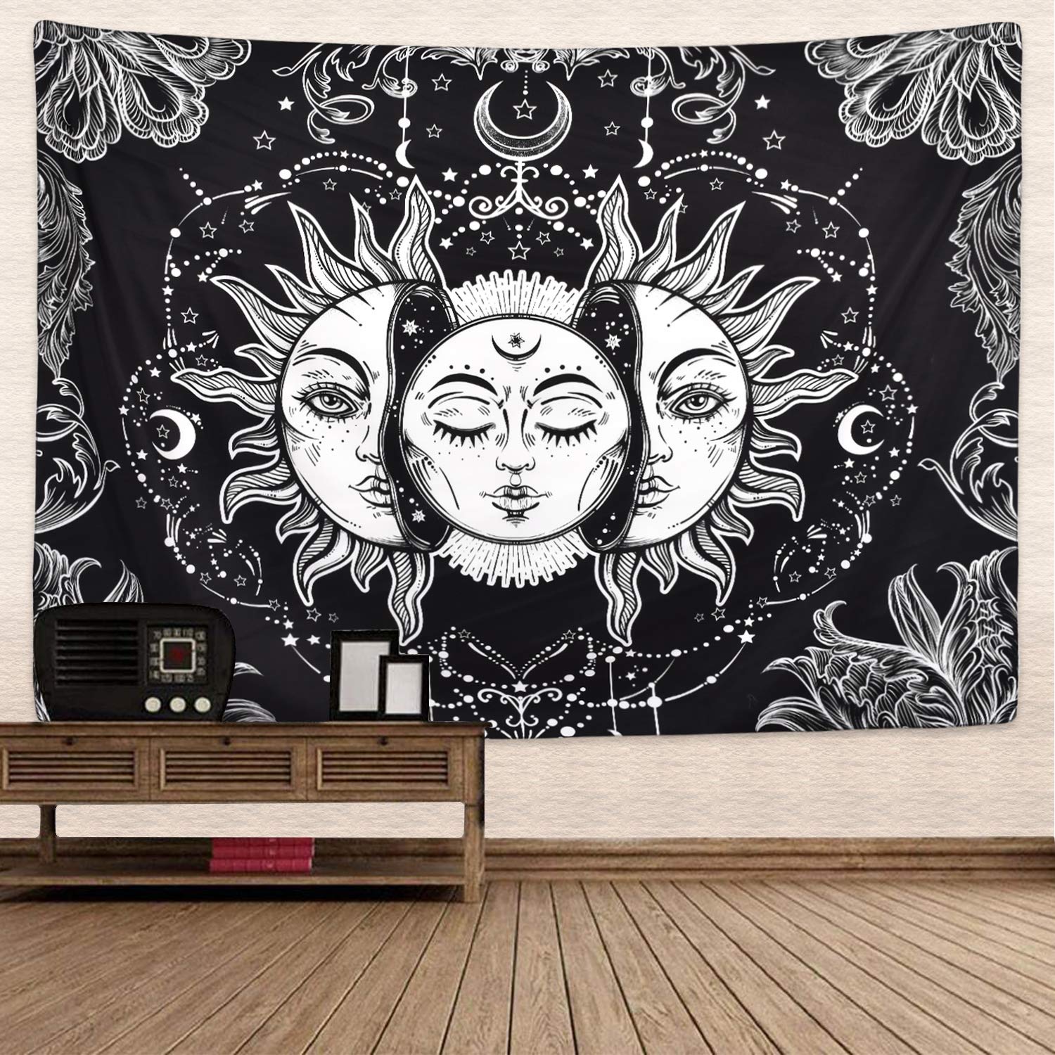 Huigatnn Pressy Sun and Moon Tapestry Burning Sun with Star Tapestry Psychedelic Tapestry Black and White Hippie