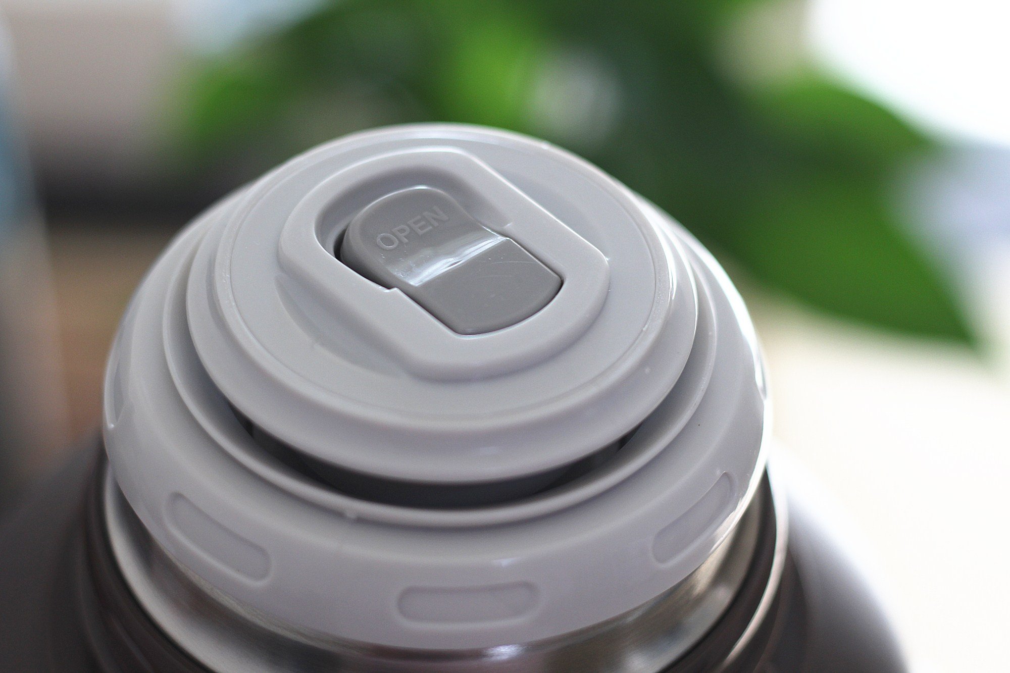 Gigantic 128oz Steel Thermos, 1 gallon, Hot & Cold, Vacuum Instulated,by TOPIA LTD