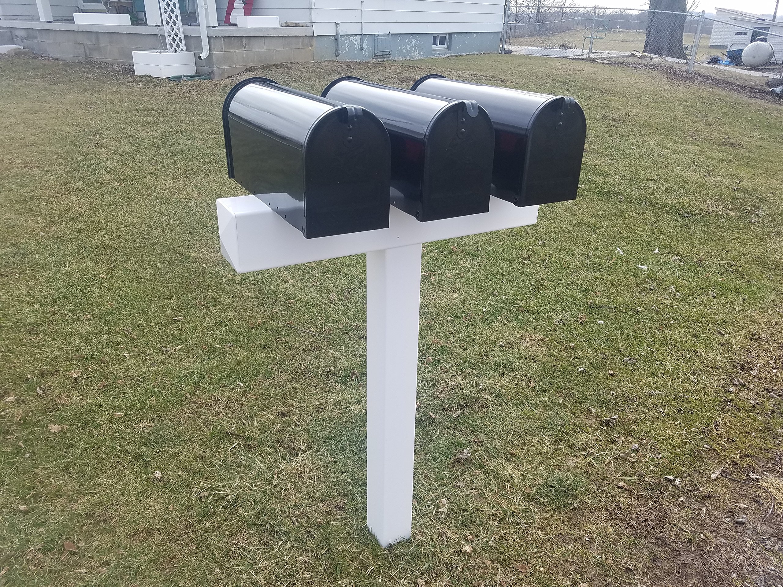 Handy Post for 3 S,M Mailboxes, 42-in x 31-in, White, Vinyl Sleeve