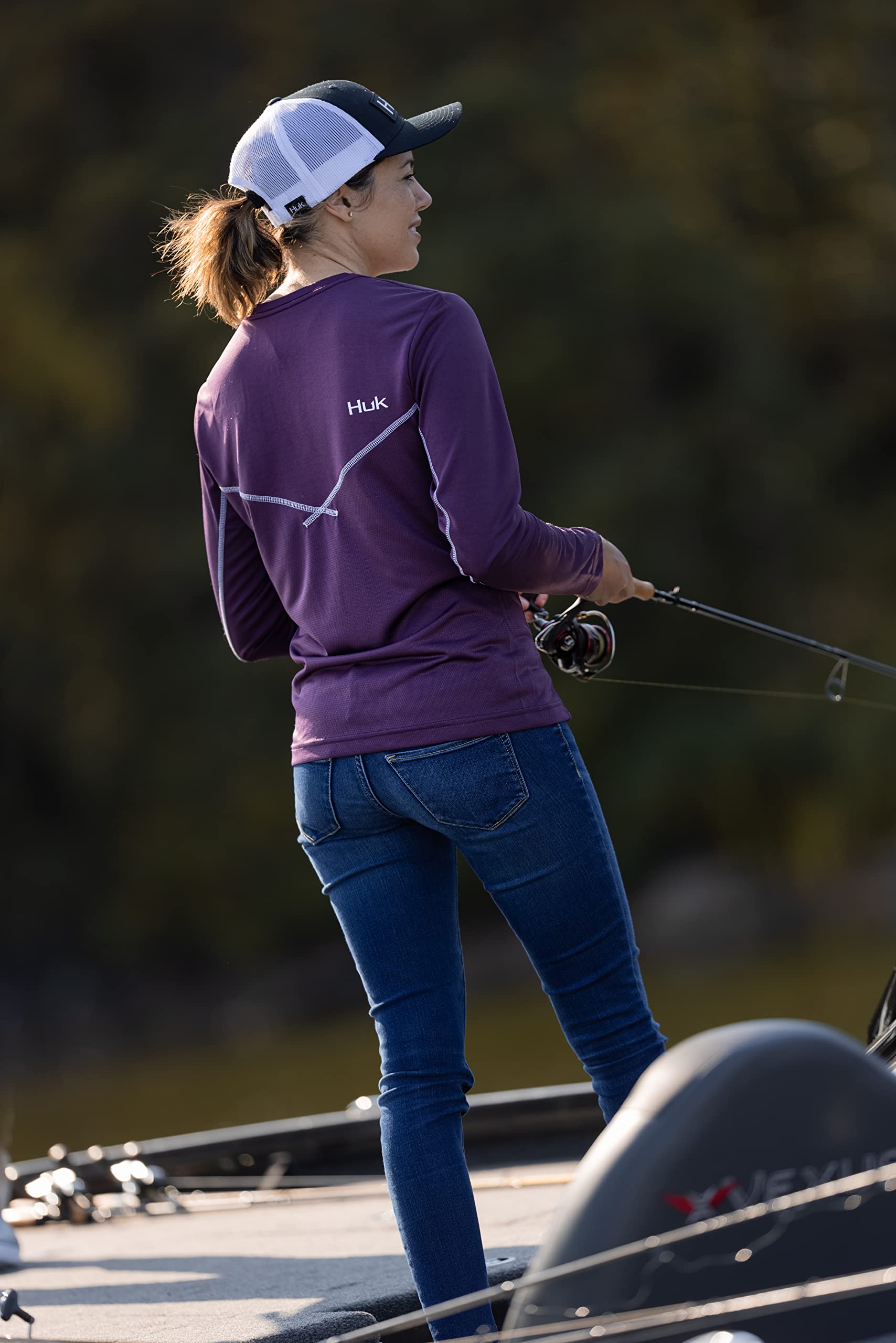 HUK Women's Standard Icon X Long Sleeve Fishing Shirt with Sun Protection, BlackBerry, Small
