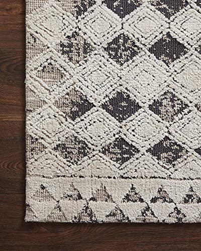 Justina Blakeney x Loloi Yeshaia Black/Neutral 3'-6" x 5'-6" Accent Rug