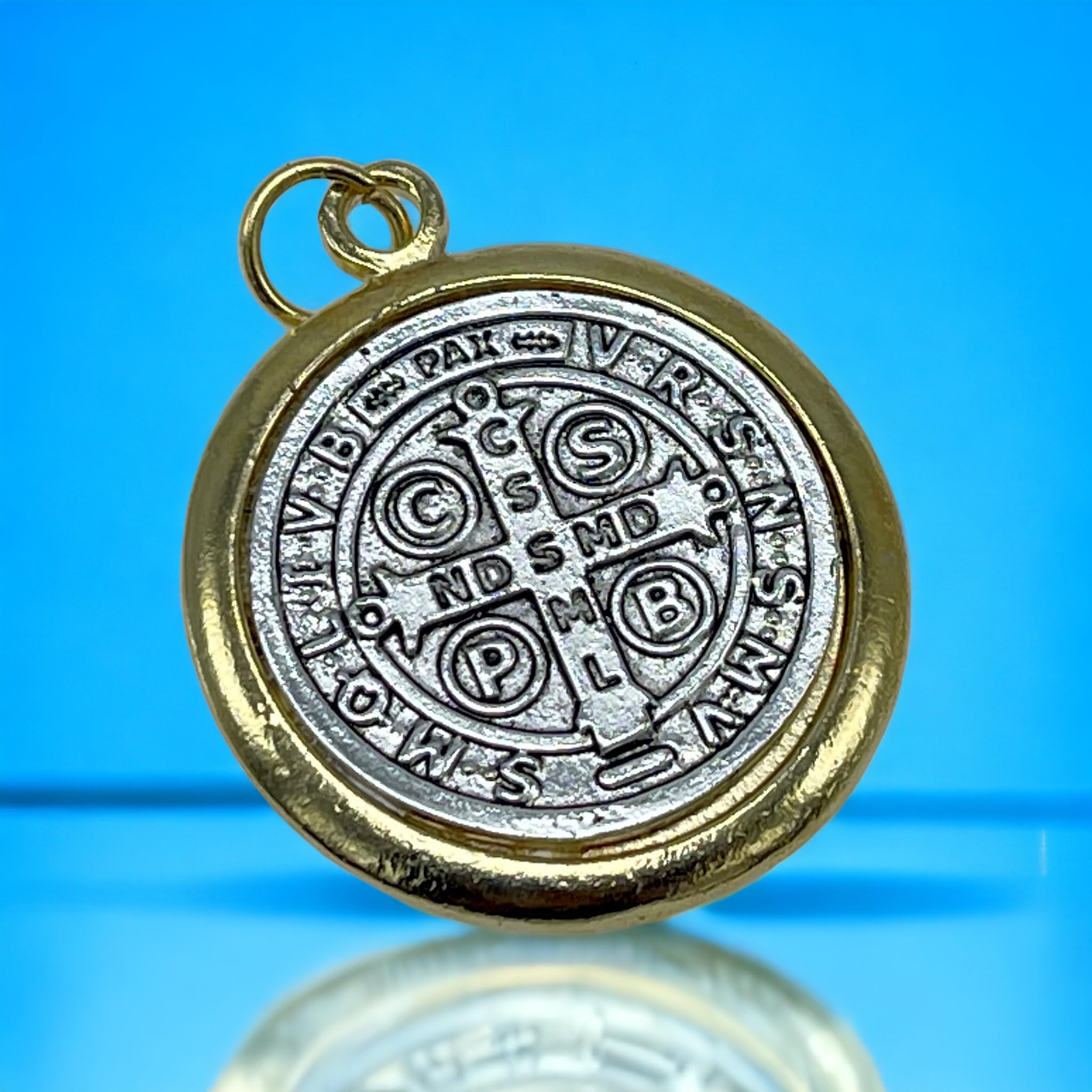 hand made St Benedict Jubilee Exorcism Medal 1.5 inch Two Tone with Prayer Card/MRT/Medal Pendant/medalla de San Benito en Dos tonos con tarjetita de oracion