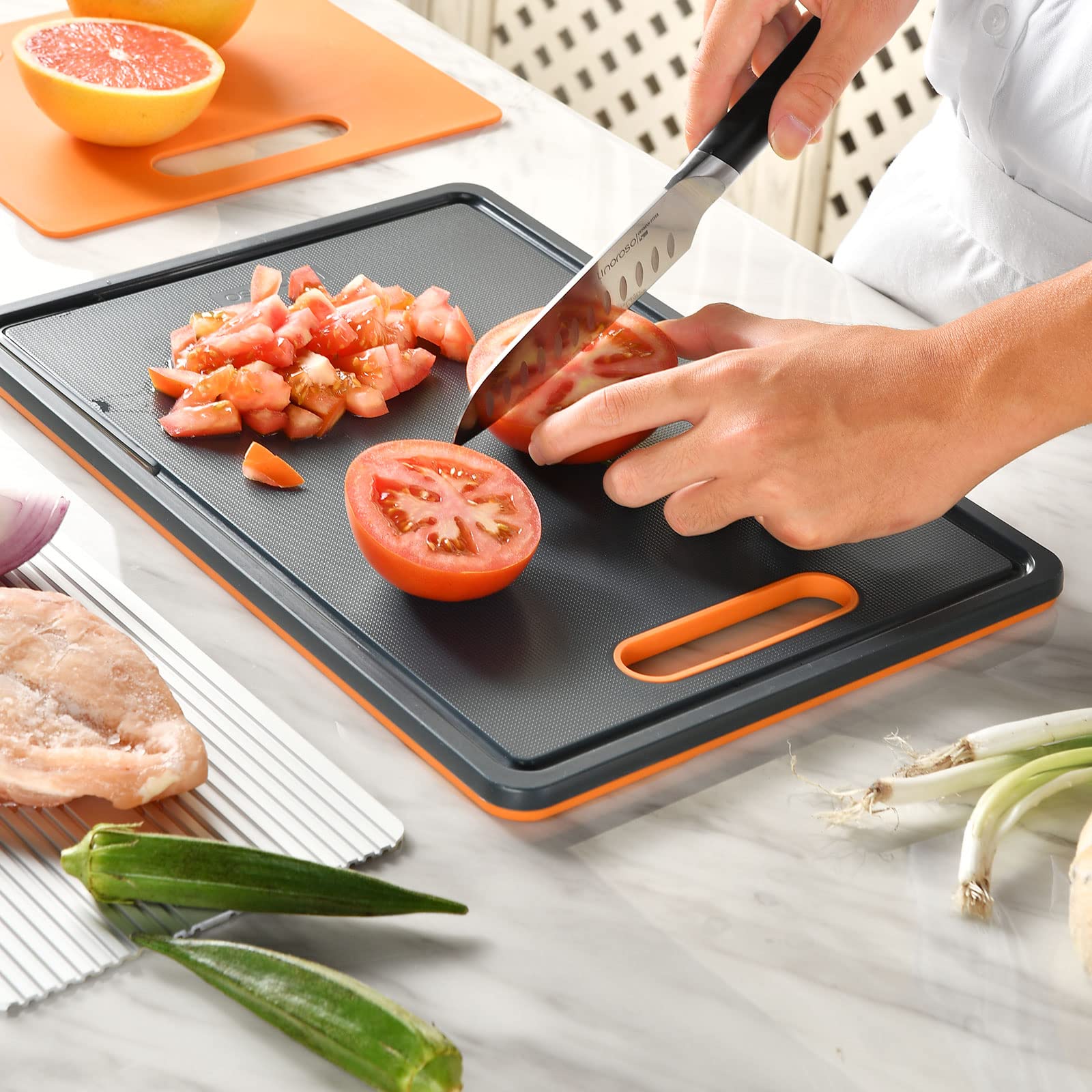 linoroso Paring Knife 3.5 inch Small Kitchen Knife with Dishwasher Safe Plastic Cutting Boards for Kitchen, Sharp Forged German Carbon Stainless Steel Fruit Knife with Defrosting Tray Set of 3