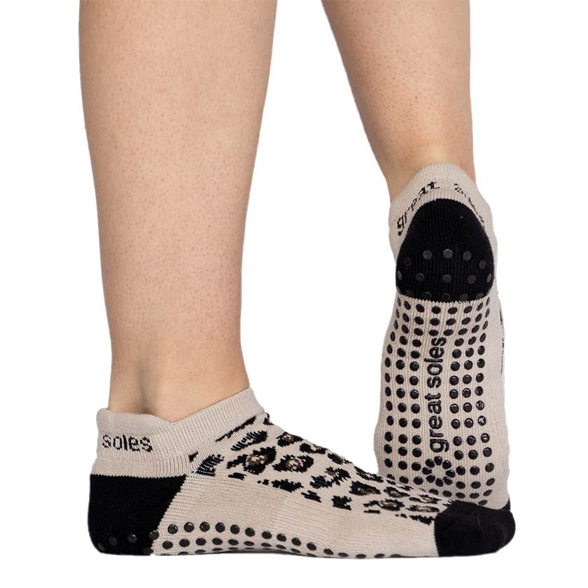 Great Soles Ombre and Leopard Print Non Skid Socks for Women - Non Slip Grip Yoga Socks for Pilates, Barre, Ballet (Leopard Black)