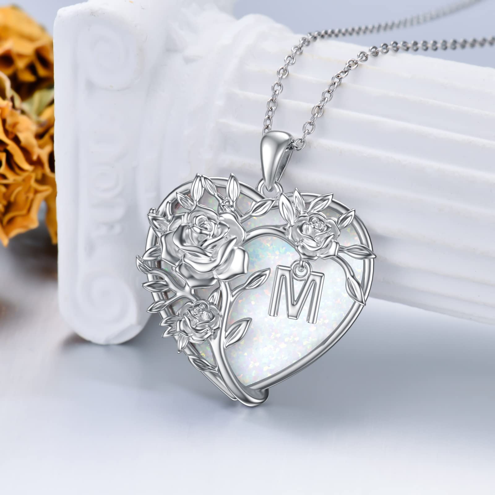 iiw Mom Sterling Silver Initial Letter Pendant Necklace