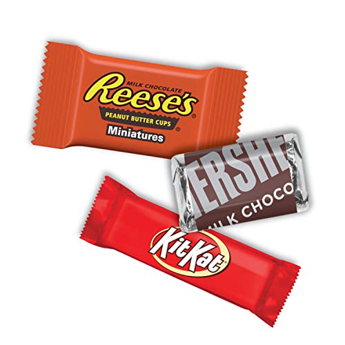 HERSHEY'S, KIT KAT and REESE'S Assorted Milk Chocolate Candy Variety Bag, 80.39 oz (265 Pieces)