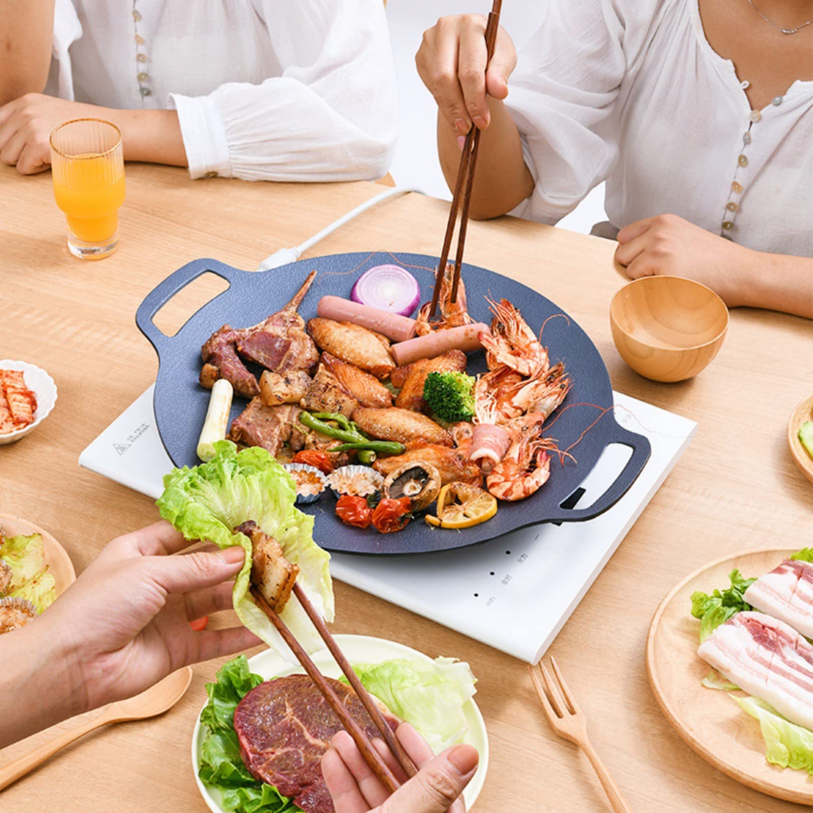 Korean BBQ Grill Pan Non-stick Marble Camping Round Griddle,Korean Non-stick Round Baking Pan,Korean BBQ Grill Pan, Round Barbecue Griddle Pan with Handle for Baking,Grill,BBQ