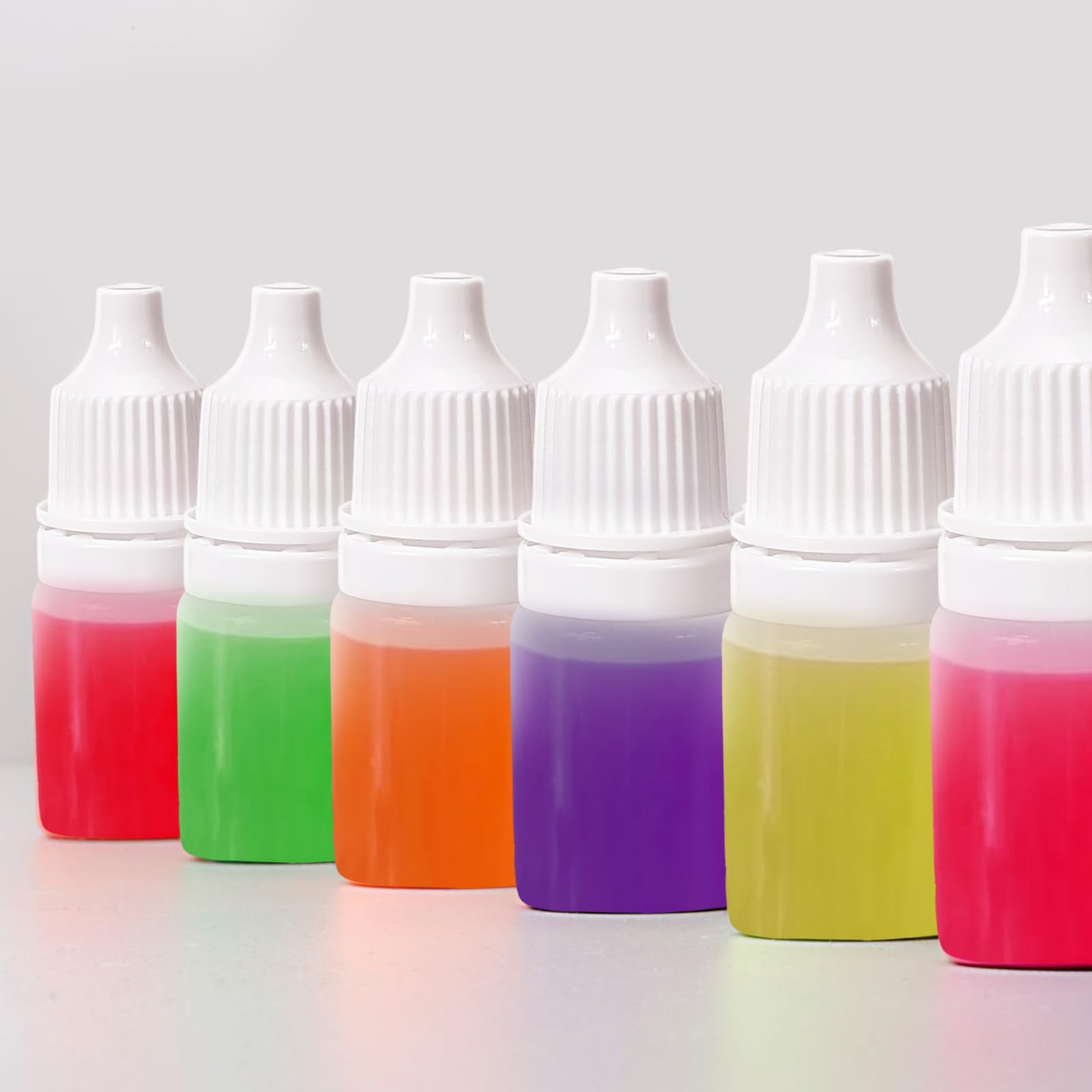 Olutacot 220 Pcs Dropper Bottles Eye Dropper Bottle Bulk Small Plastic Liquid Container Portable Squeezable Eye Liquid Dropper with Caps and Plug for Oil Eye Liquid Storage (5ml)