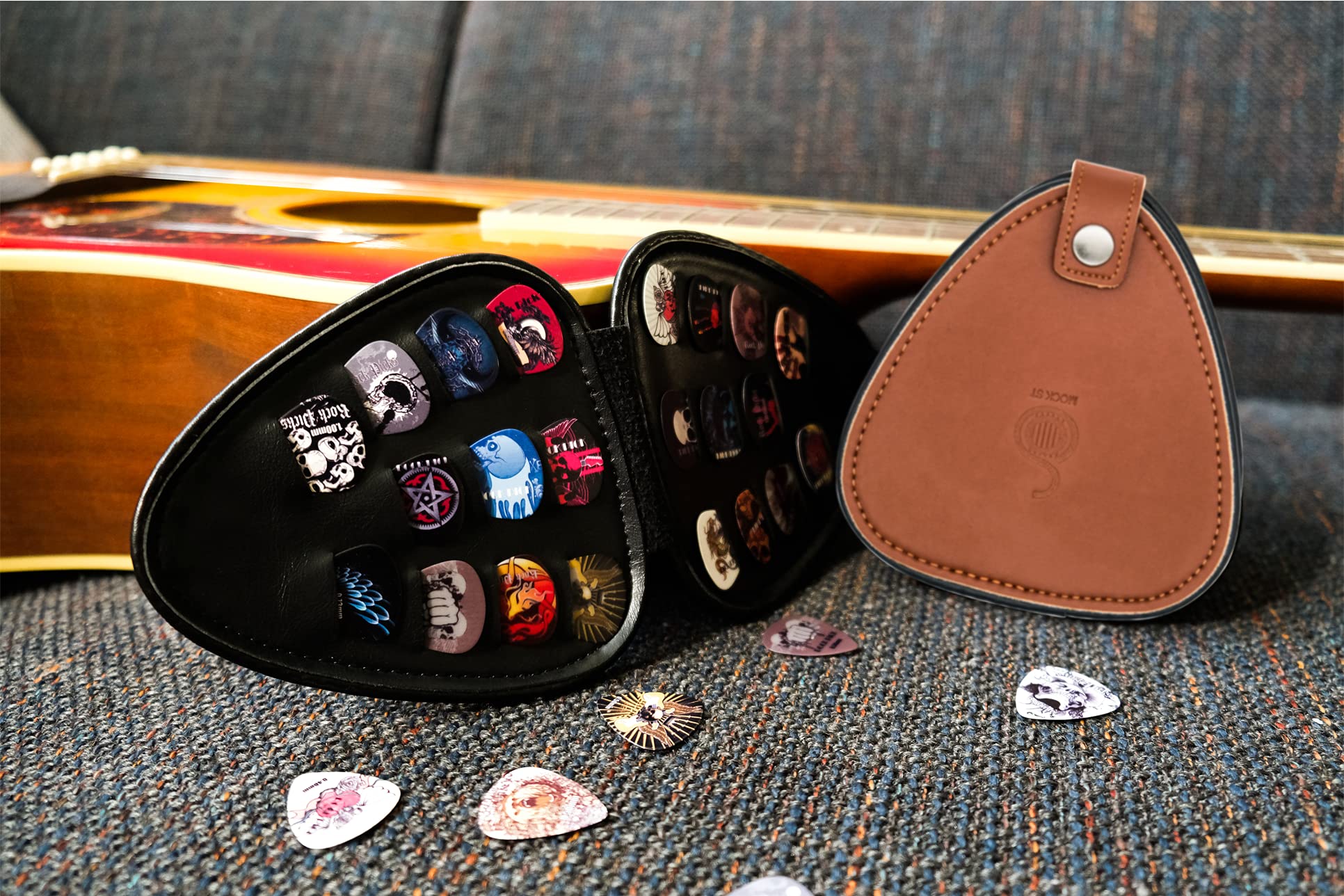 Guitar Pick Holder Case Bag with 22 guitar picks, High-grade pure leather, Gift for Guitar Players (black)