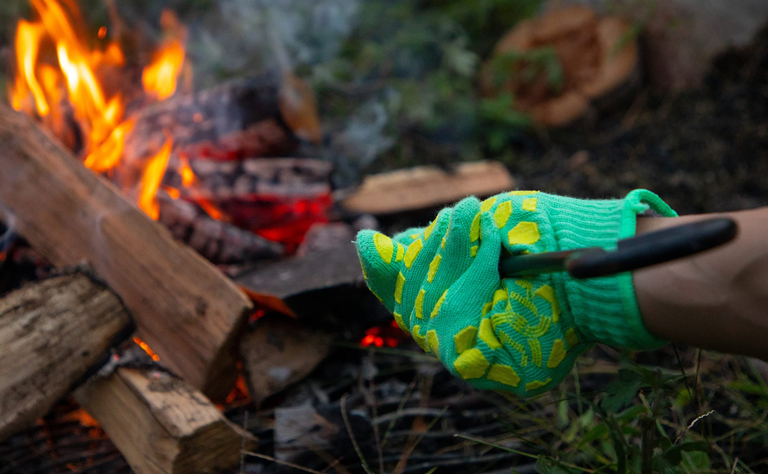 J H Heat Resistant Oven Gloves: EN407 Certified 932 °F, Bluish Green Shell with Yellow Silicone Coating, BBQ & Oven Mitts for Cooking, Kitchen, Fireplace, Smoking, Grilling, Baking, Women Fits All