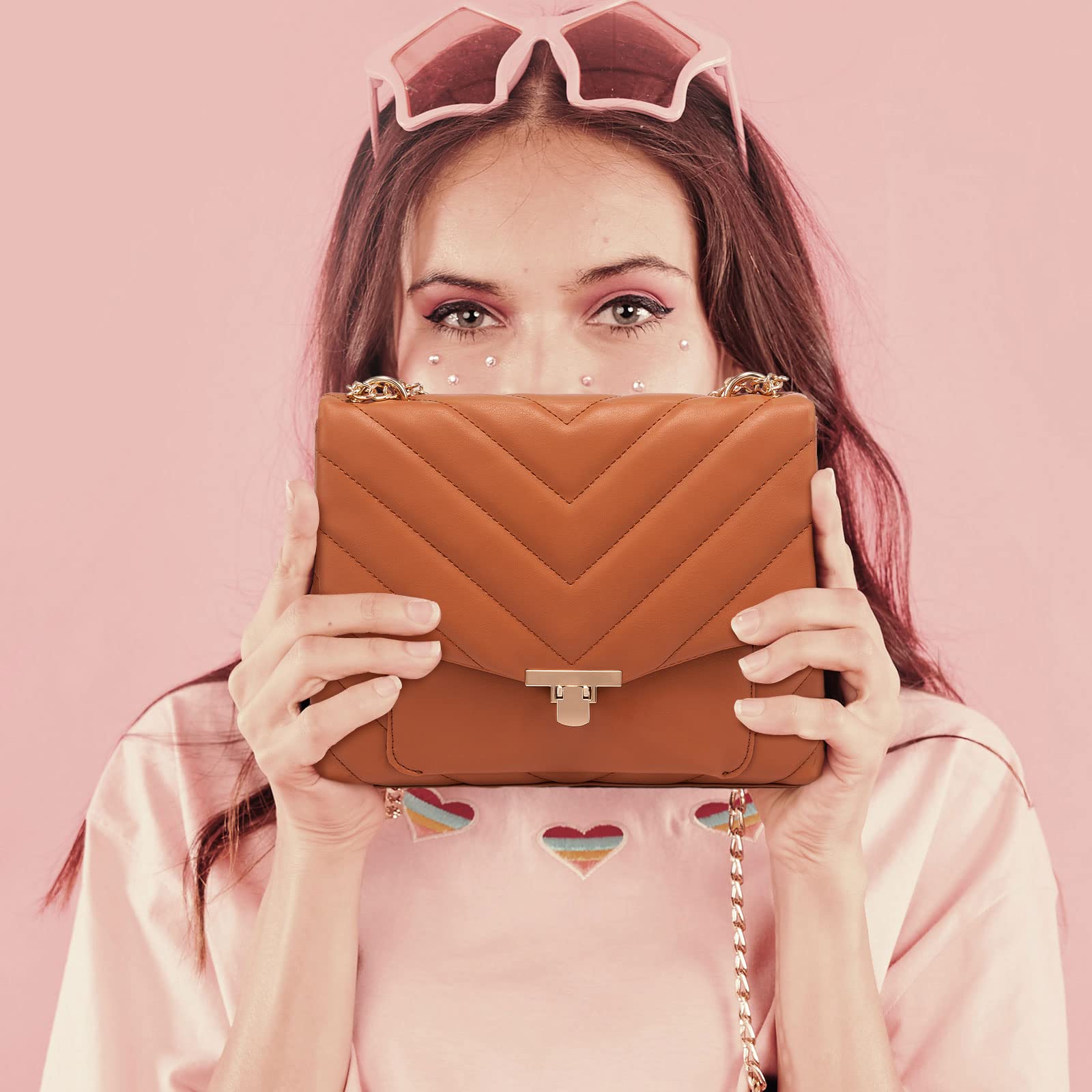 LOVEVOOK Crossbody Bags for Women Quilted Chain Purses with Shoulder Strap Small Leather Handbags