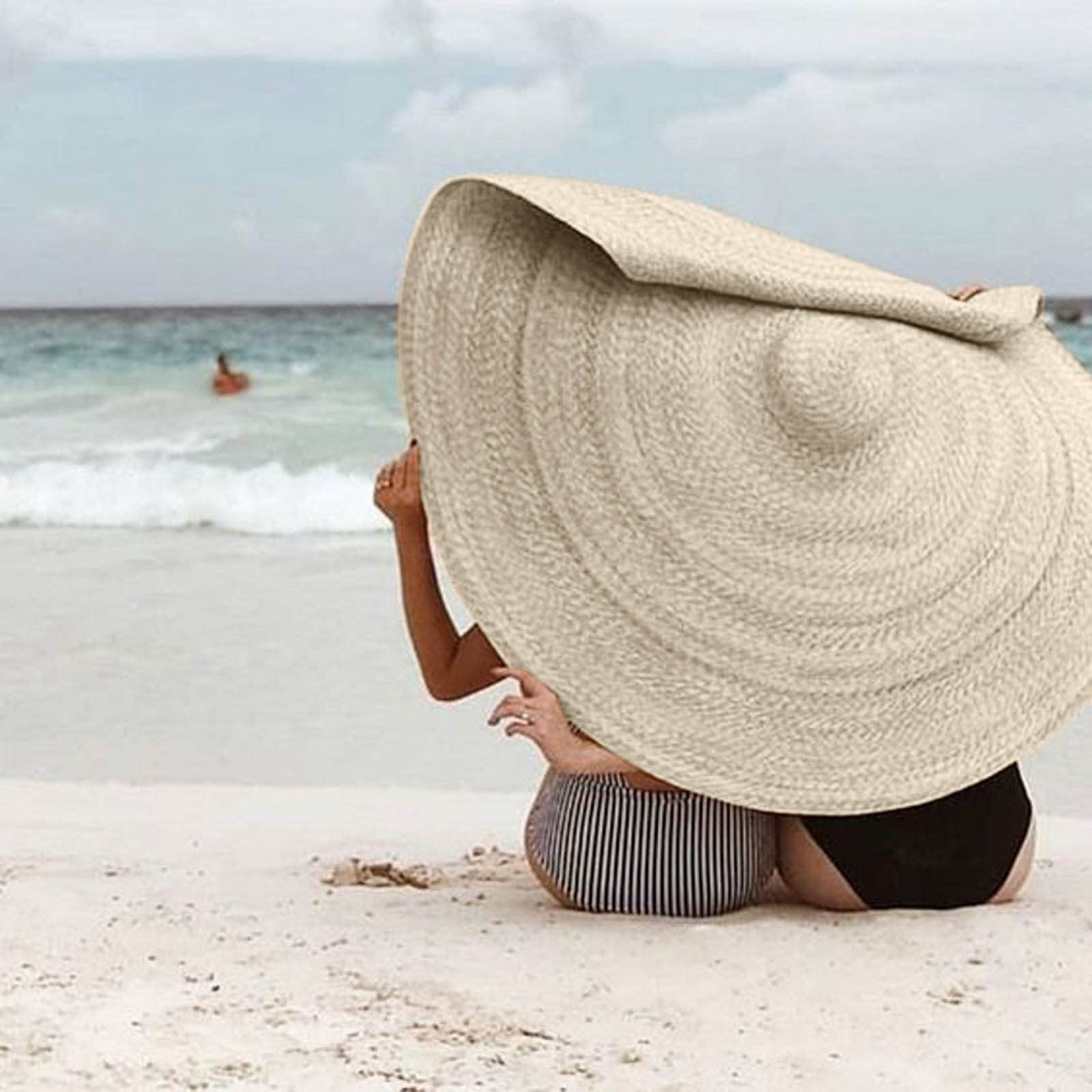 HNTHY Woman Large Sun Hat Beach Sun Protection Foldable Straw Cap Oversized Collapsible Beach Hat Beach (Color : A, Size : 27x27X9CM)