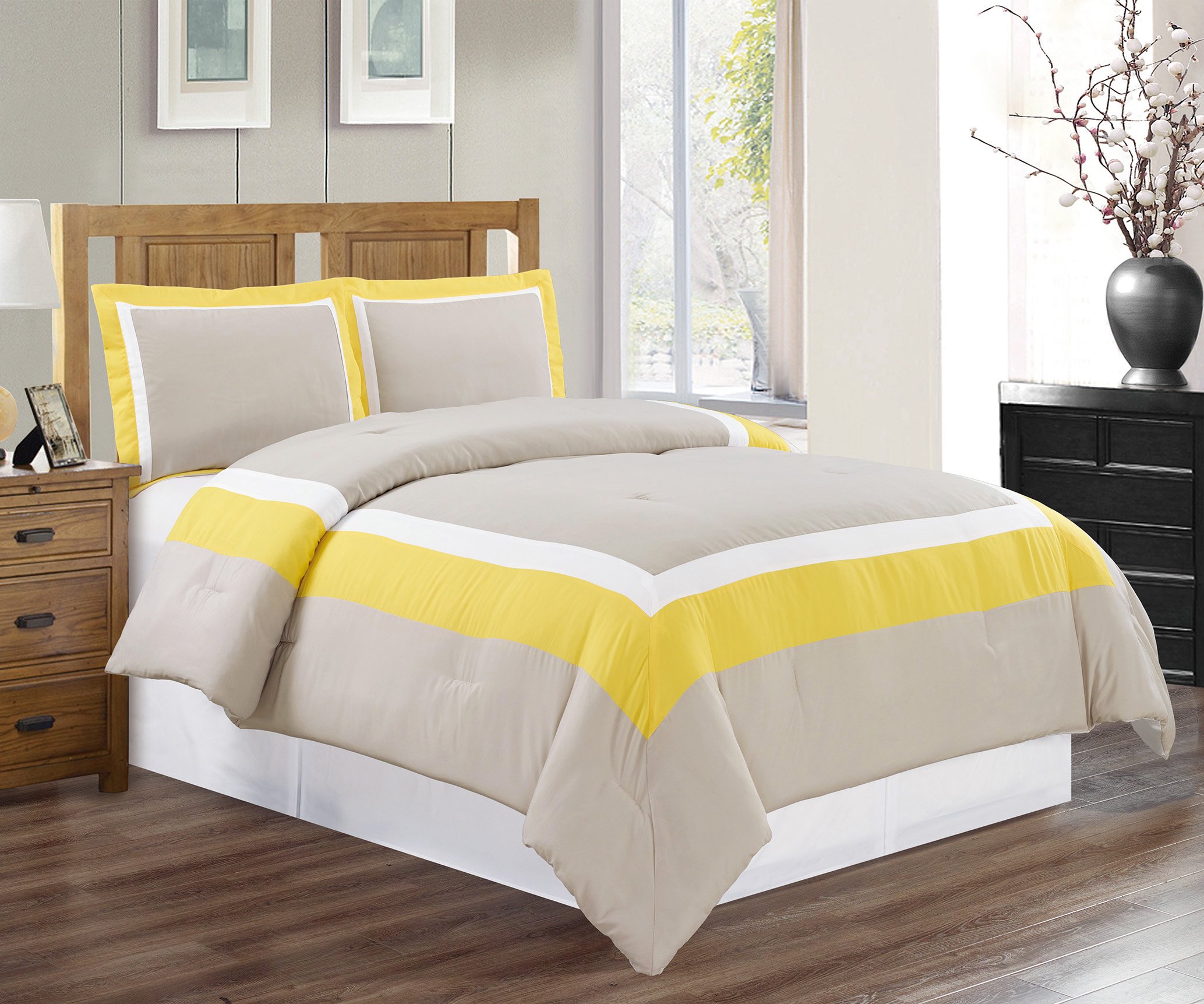 Grand Linen 4 Piece King Size Sunshine Yellow/Grey/White Color Block Milan Down Alternative Comforter Set 104" X 90" Bedding