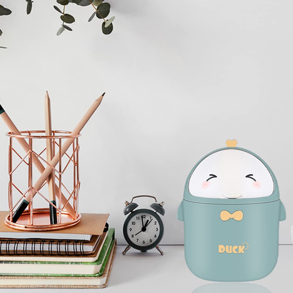 Ujk-TyLun Cute Desktop Trash Can Wastebasket and 120 Trash Bags, Creative Mini Garbage Can with Lid for Countertop Table, Tiny Plastic Storage Bin for Office, Kids Bedroom, 13 * 13 * 18.5cm (Green)