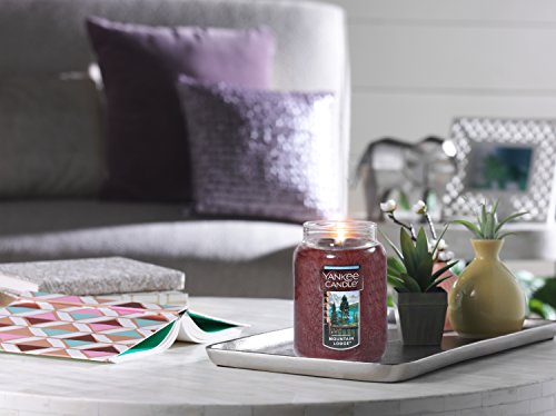 Yankee Candle Mountain Lodge Scented, Classic 22oz Large Jar Single Wick Candle, Over 110 Hours of Burn Time
