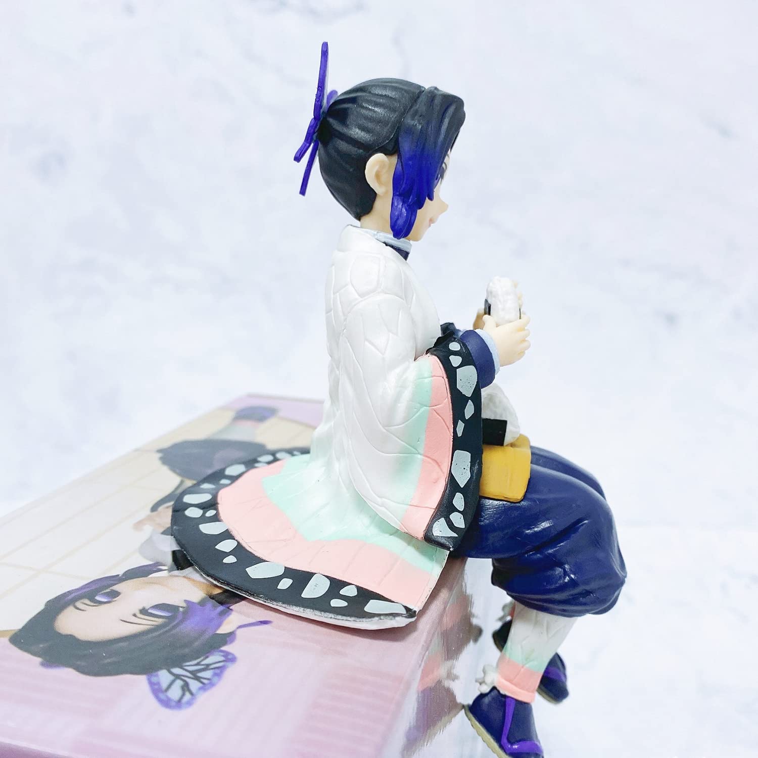 MHCYKJ Shinobu Figure Anime Devil Slayer Eating Rice Balls Sitting Pose Character Action Figure Desk Decor Collection Toy