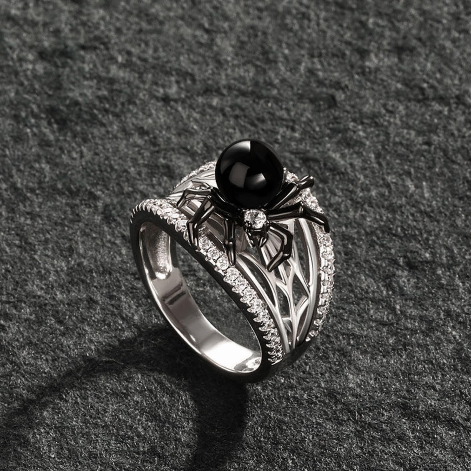 Jeulia 2.06ct Sterling Silver Black Skull Ring Women Men Spider Engagement Rings Pear Cut Red Diamond Skull Ring Gothic Black Pearl Spider Promise Ring Band Halloween Jewelry (Black Widow, J-½)