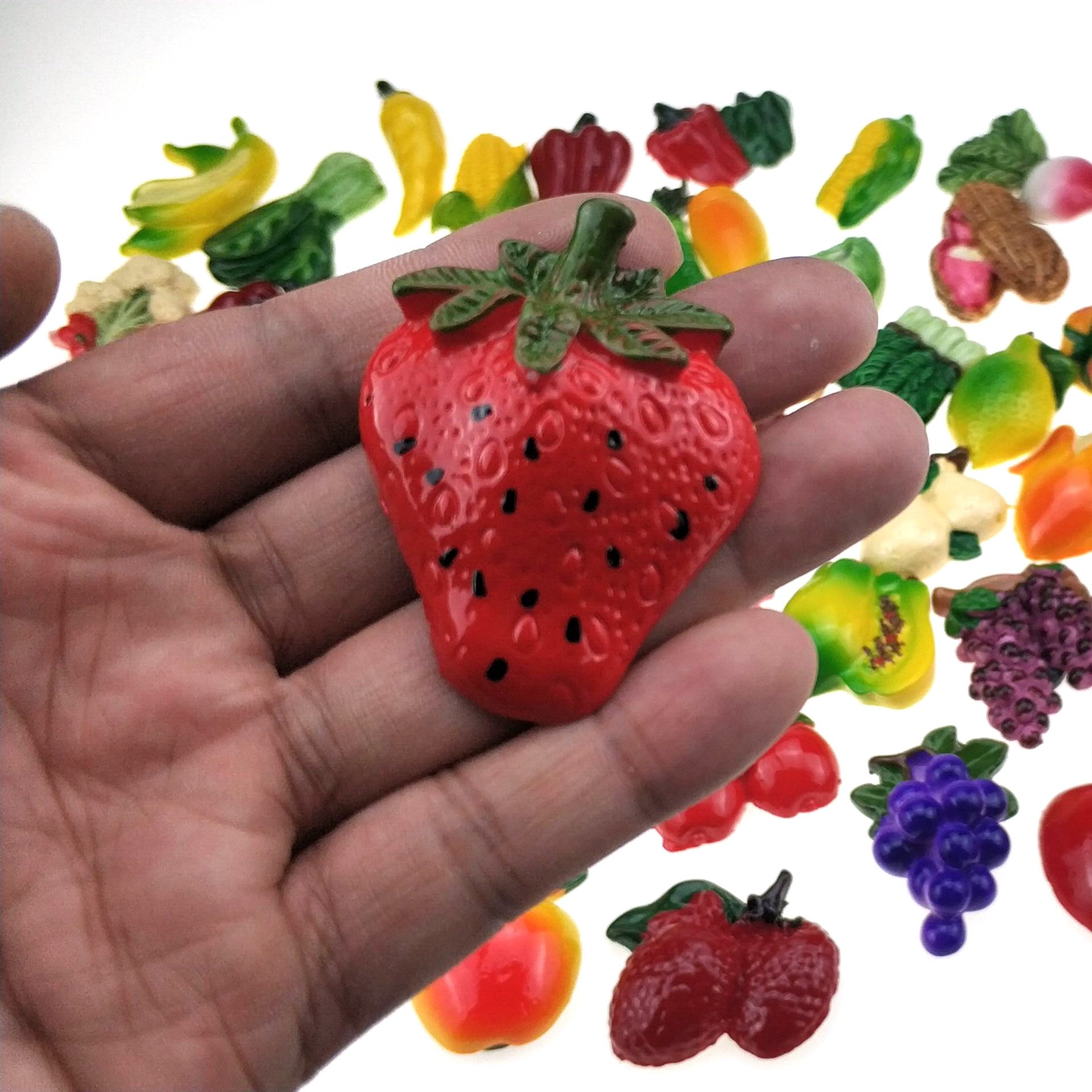 Miswee random 12Pcs creative 3D resin fruit vegetables fridge magnets funny cute decoration refrigerator magnet accessories office school whiteboard magnet (Random 12 styles (vegetables and fruits))