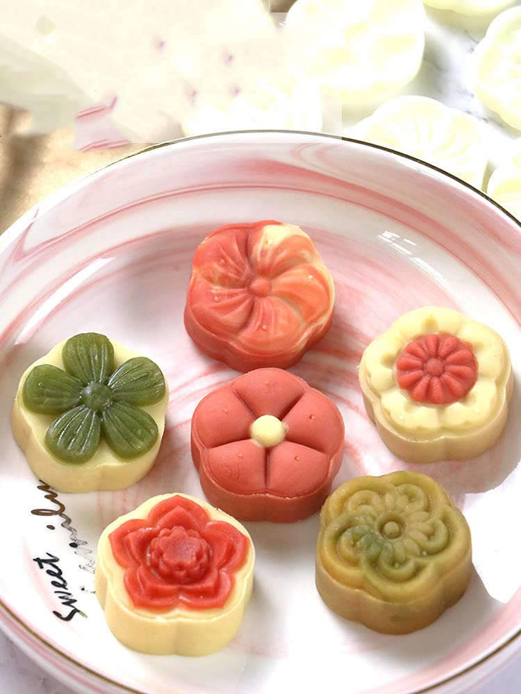 Mooncake Molds Set, Mid-Autumn Festival Hand-Pressure Moon Cake maker 6 pcs for baking, DIY Hand Press Cookie Stamps Pastry Tool(1 Mold, 6 Stamps). (50G)