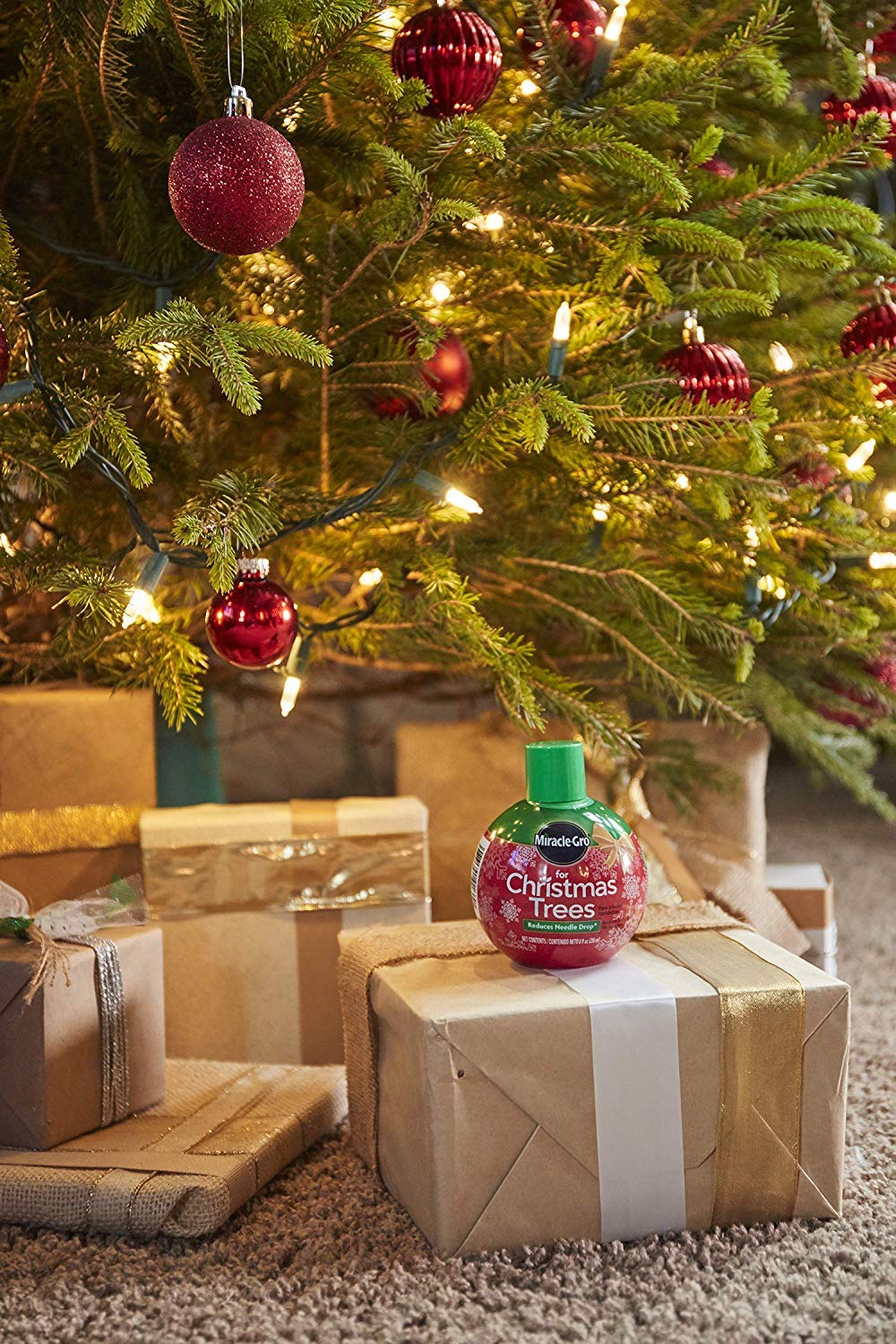 Miracle-Gro for Christmas Trees Plant Food, Hydrates Trees and Keeps Christmas Trees Green All Holiday Season, 2-Pack