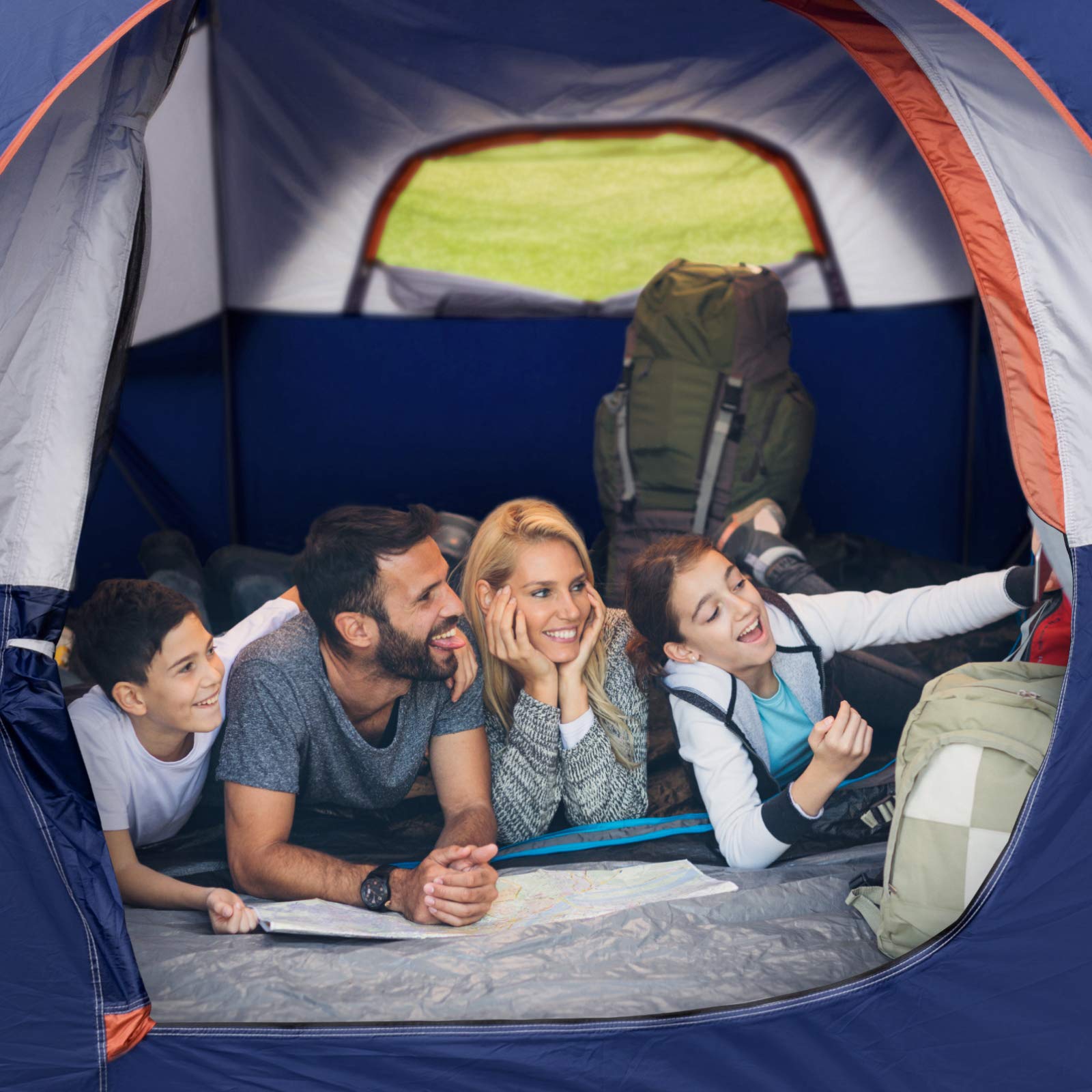 HIKERGARDEN 10 Person Tent for Camping Waterproof, Family Tent, Windproof Fabric, Easy Setup with Large Mesh for Ventilation, Double Layer and Divided Curtain
