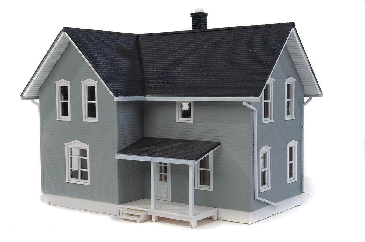Walthers Cornerstone HO Scale Model Tillman Farm House Kit, 3/8" 11.9 x 10.7 x 11.1cm