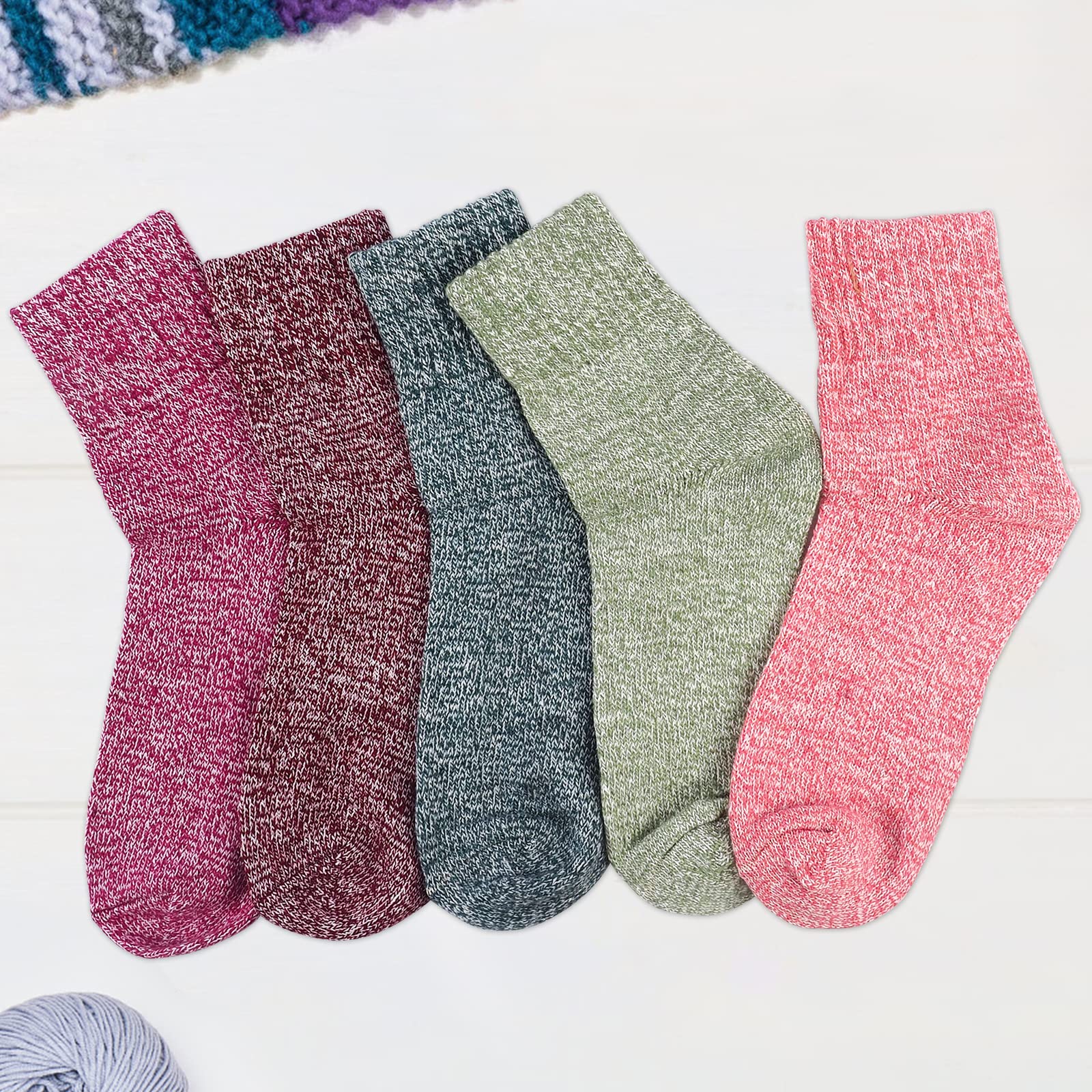 IFEND Warm Socks, 5 Pairs Women Wool Socks for Winter Soft and Thick Knit Cozy Crew Socks Christmas Gift Socks (Multicolor-05)