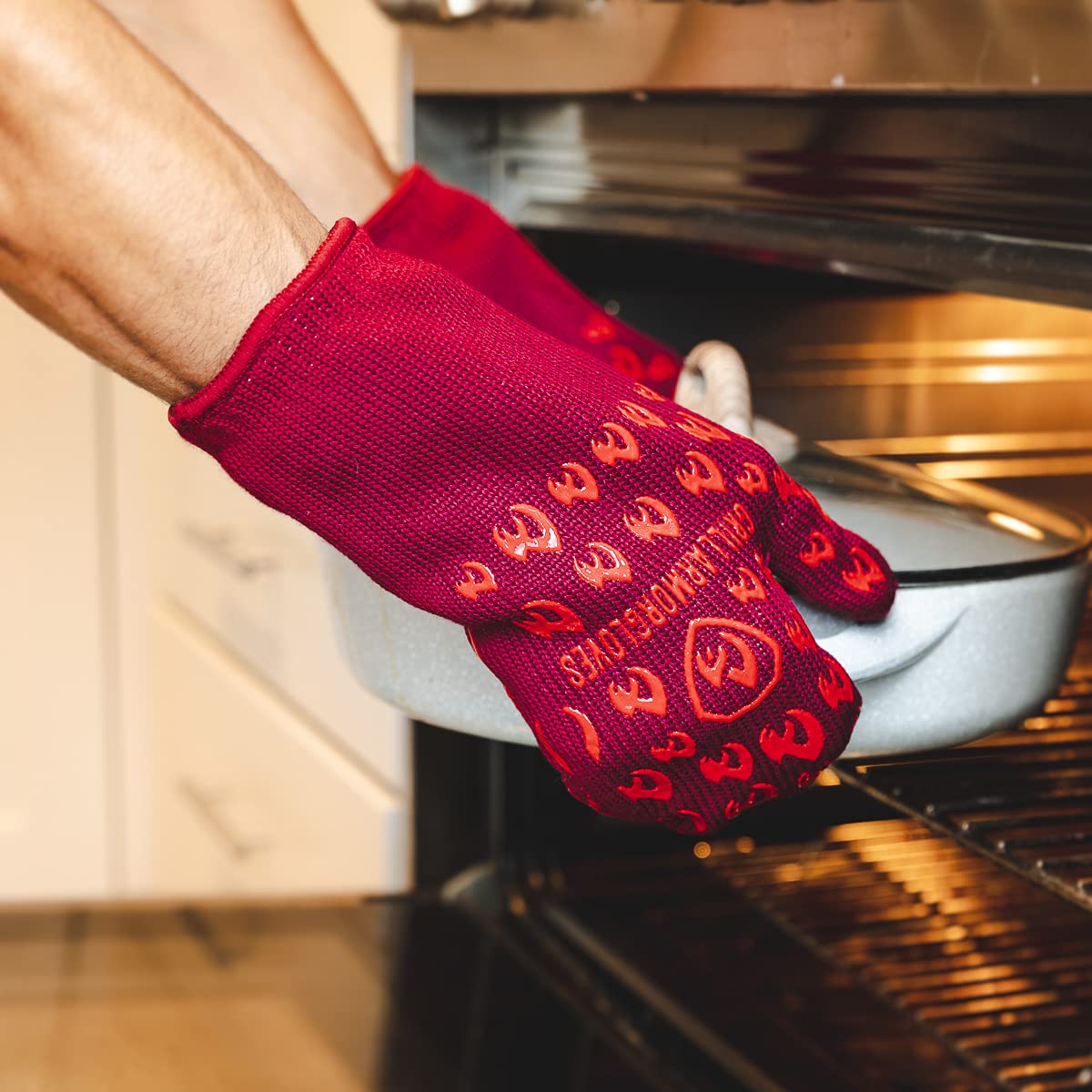 Grill Armor Oven Mitts - Extreme Heat Resistant EN407 Certified 932℉ - Cooking Mitts for BBQ, Grilling, Baking, Camping, Fire Pit, Cast Iron, Smoker, Pizza & More - Indoor & Outdoor - Red