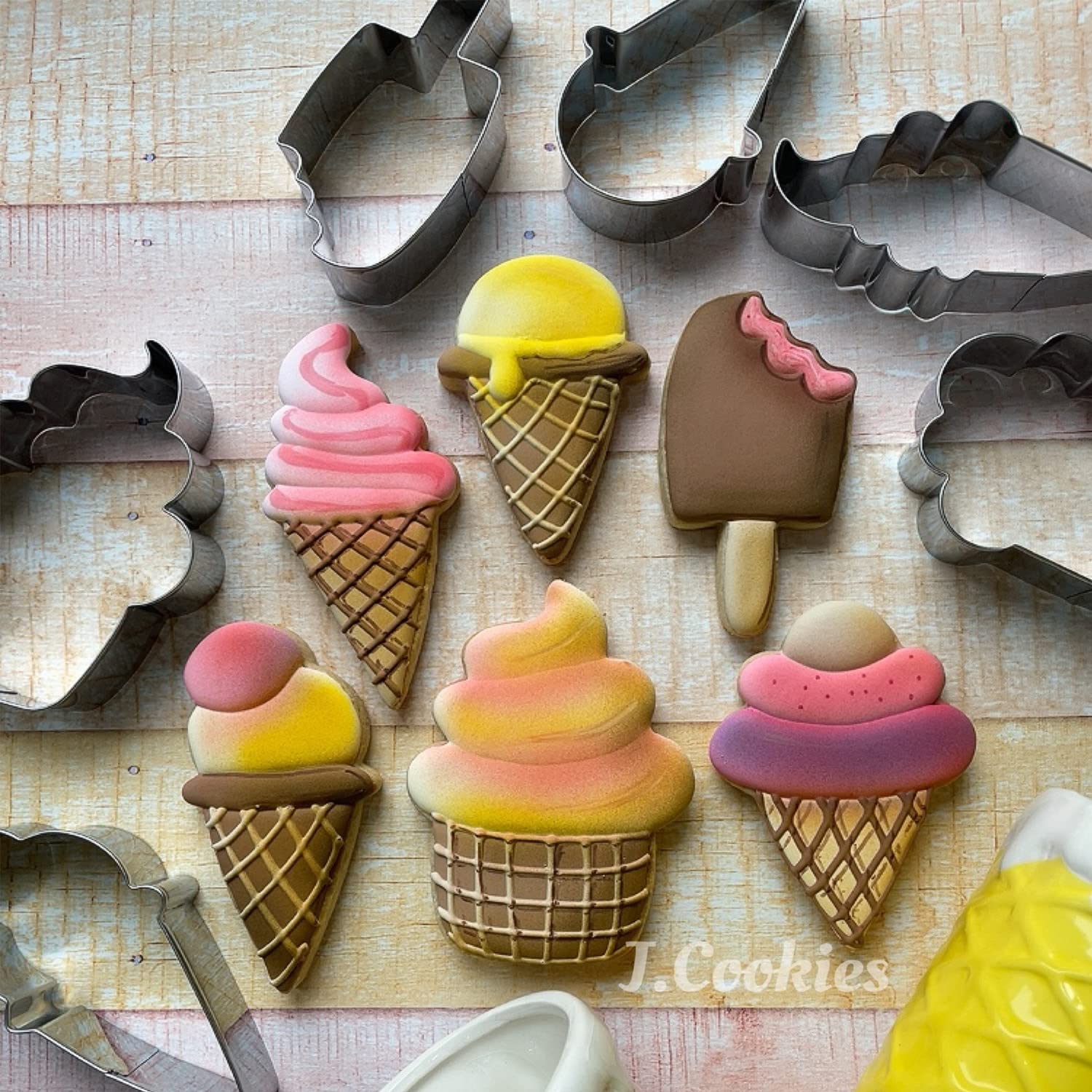 LILIAO Ice Cream Cookie Cutter for Summer - 2.6 x 3.7 inches - Stainless Steel