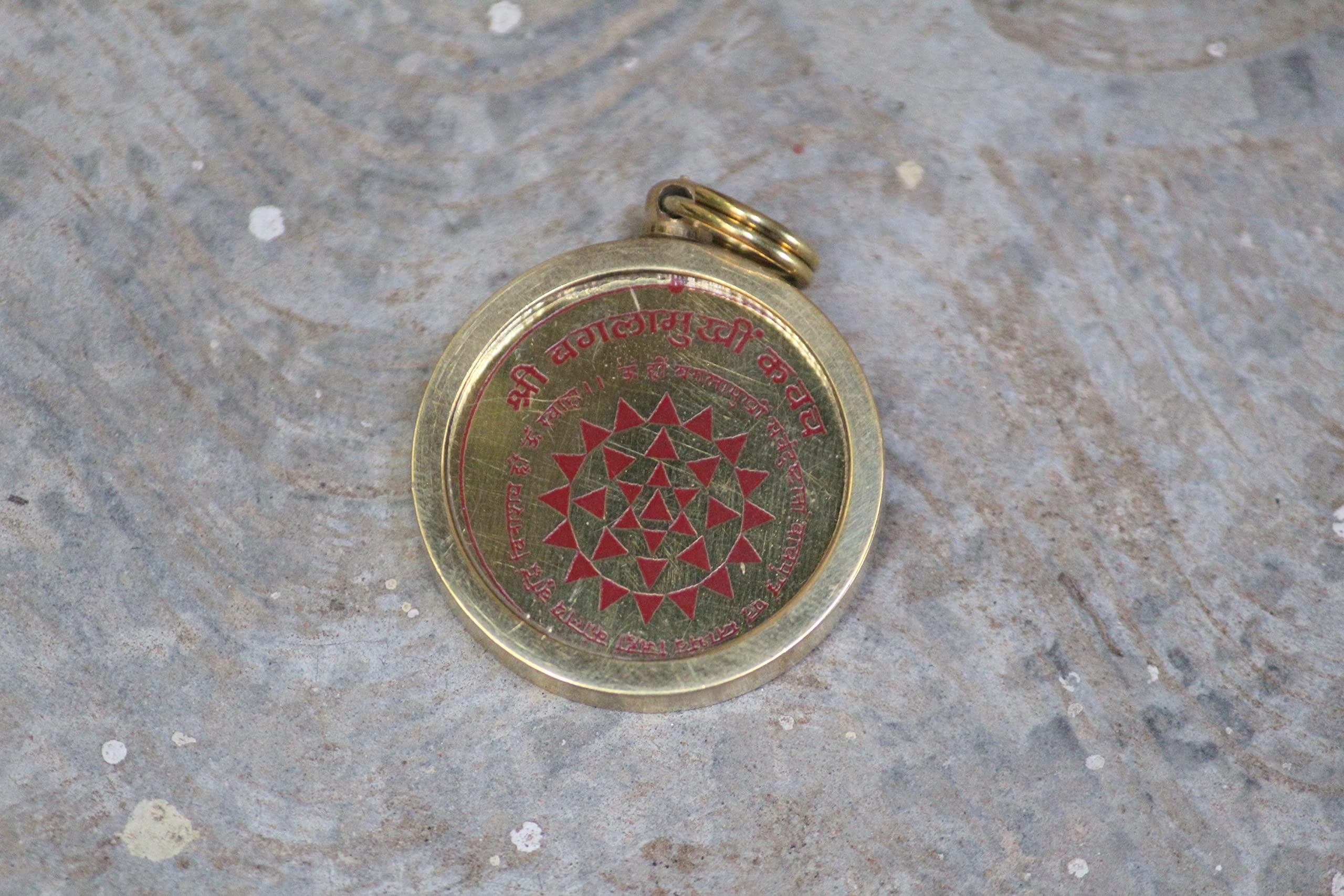 Jet Unique design BAGLAMUKHI Yantra Pendant Remove Negativity positive energy unisex Pendants Good look Pendant (Baglamukhi Yantra)