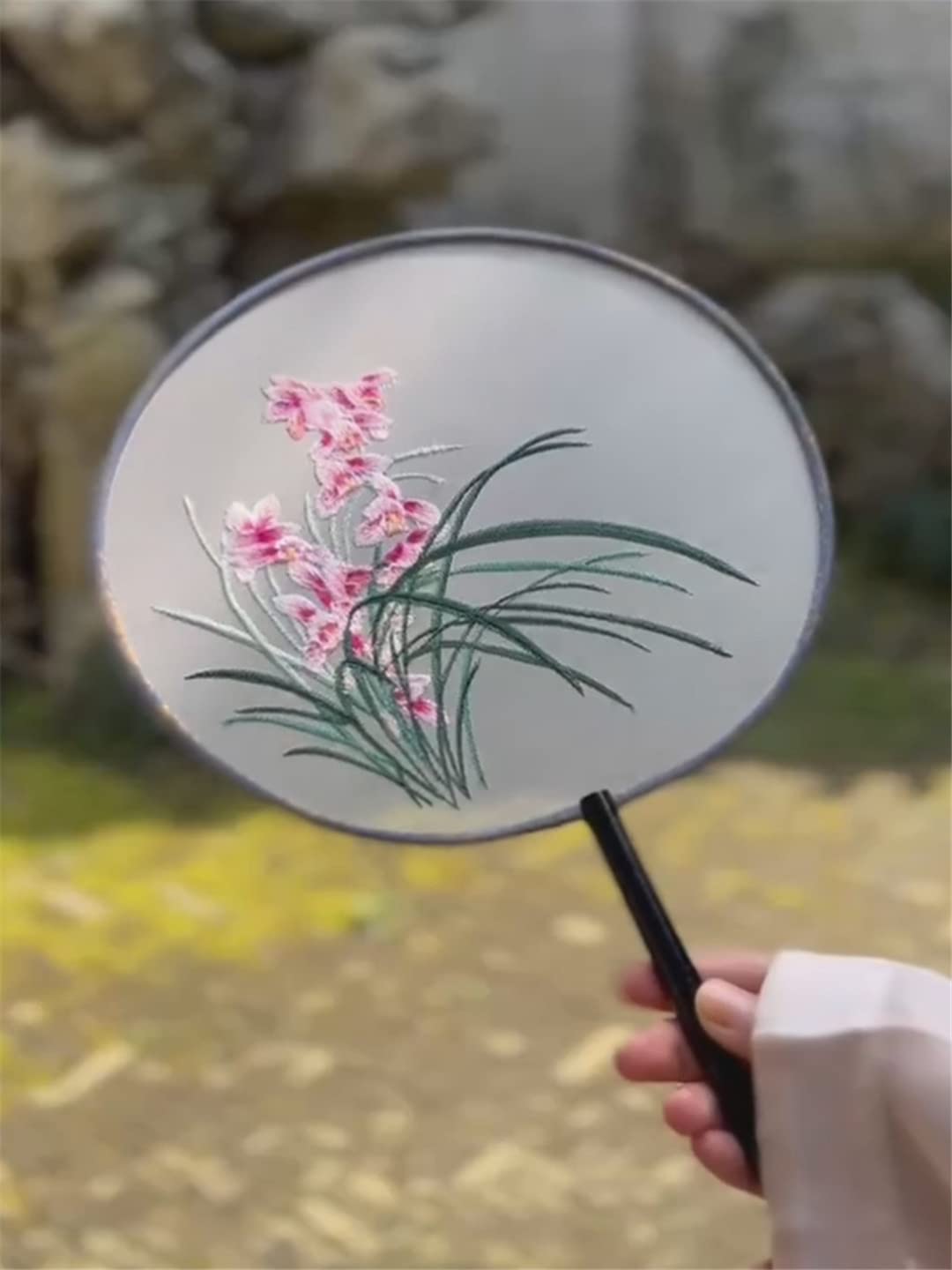 Lmtossey 1PC Women Dancing Embroidery Flower Handheld Fan Vintage Translucent Chinese Style Round Silk Fans New #A